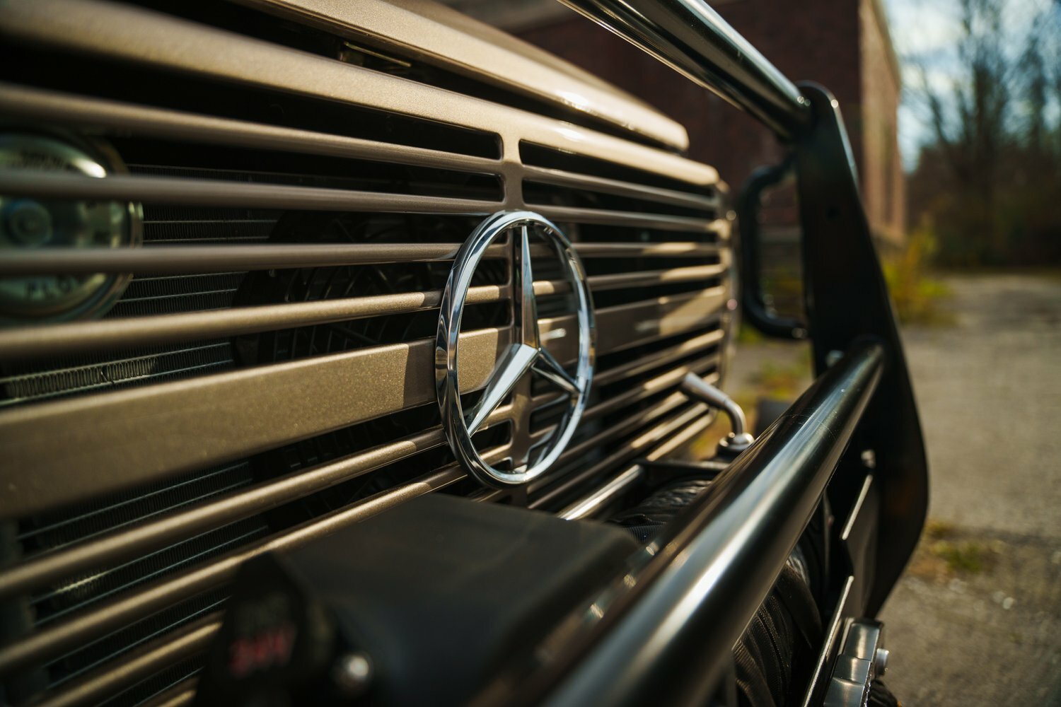 Rusty Old Mercedes G-Wagen Turned Into A Retro-Modern Off-Roader ...