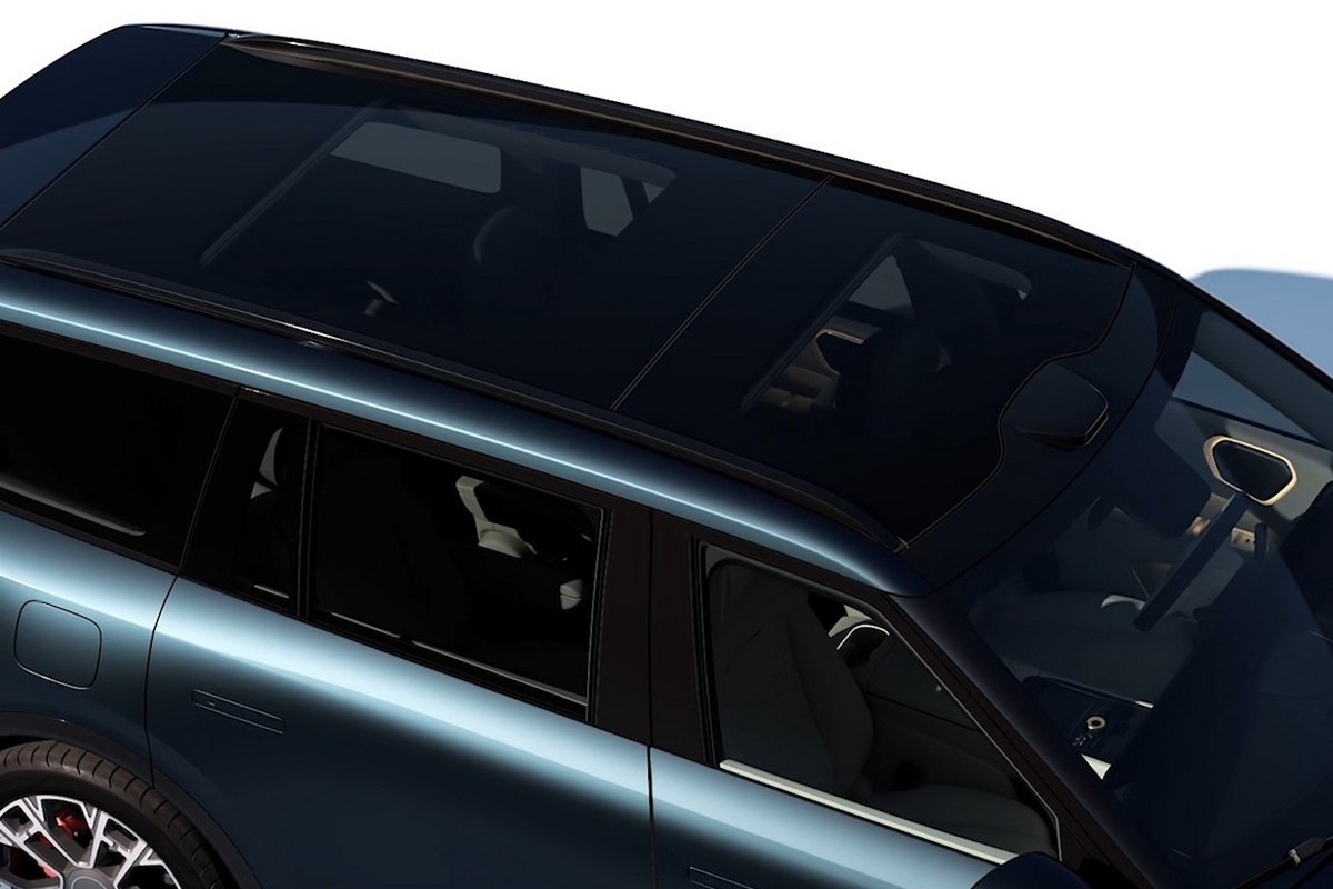 Lynk & Co’s 900 Plug-In Hybrid SUV Has Two 30-Inch 6K Screens And Up To ...