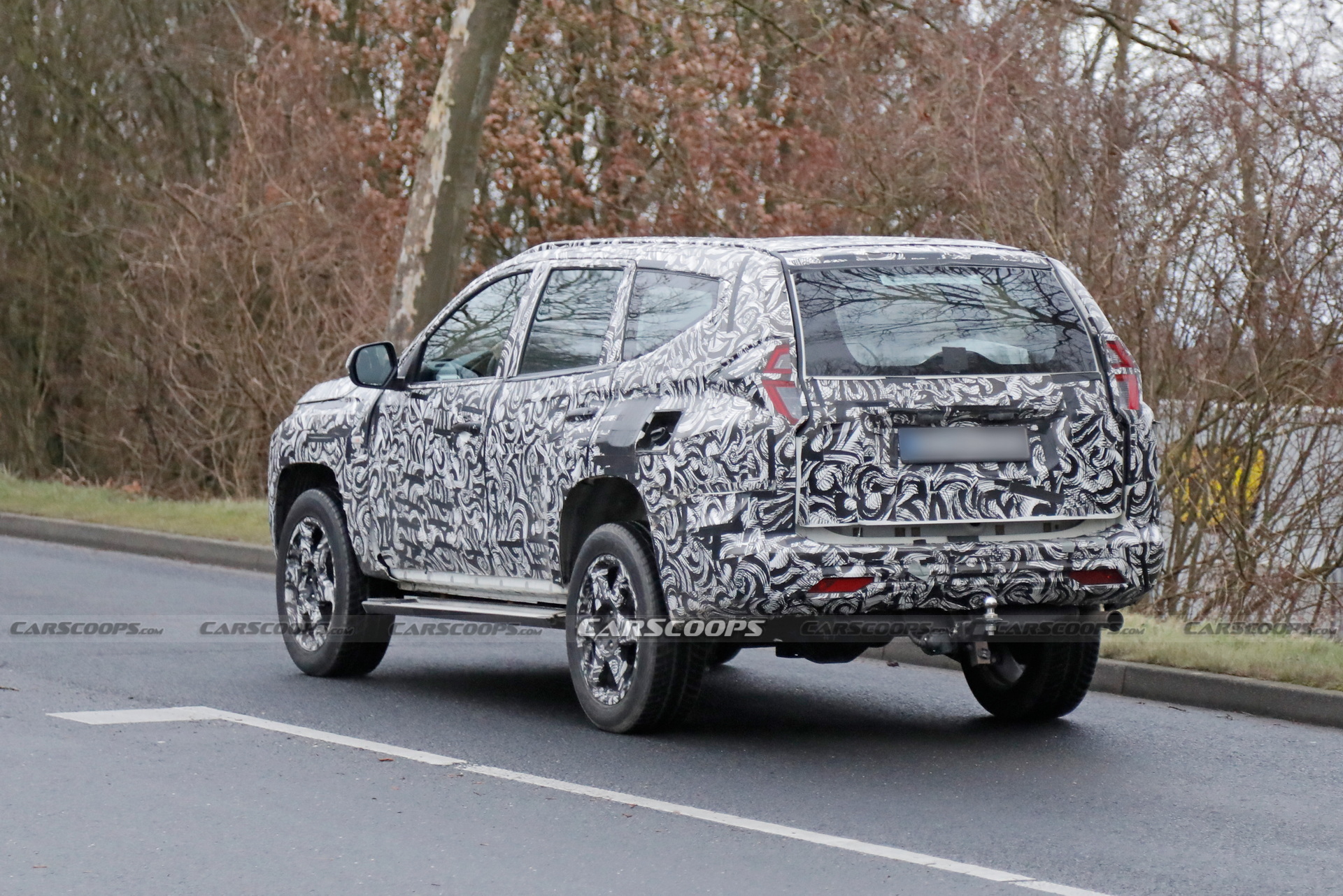Pajero Sport Silver 2025