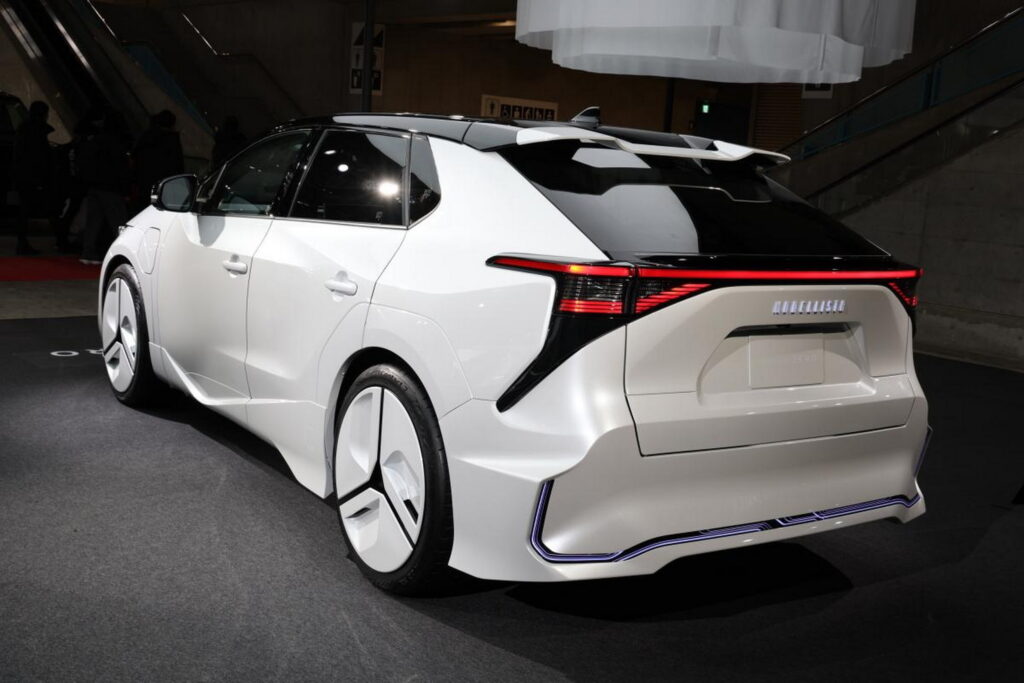 Modellista Turns Toyota’s bZ4x Into An ’80s Sci-Fi Dream Machine ...