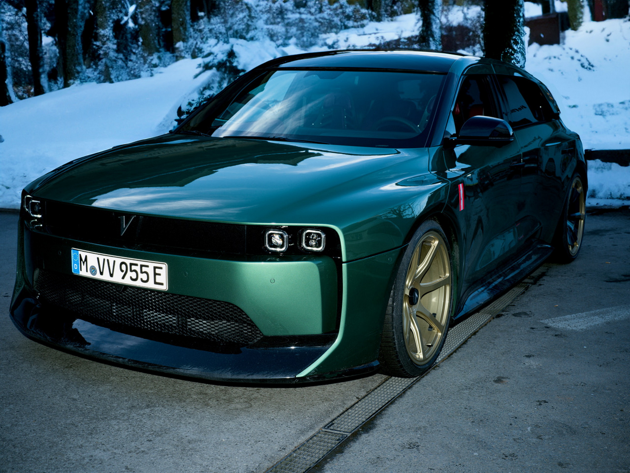 Vanwall Vandervell Is An Ioniq 5 N Cosplaying As A Delta Integrale From ...