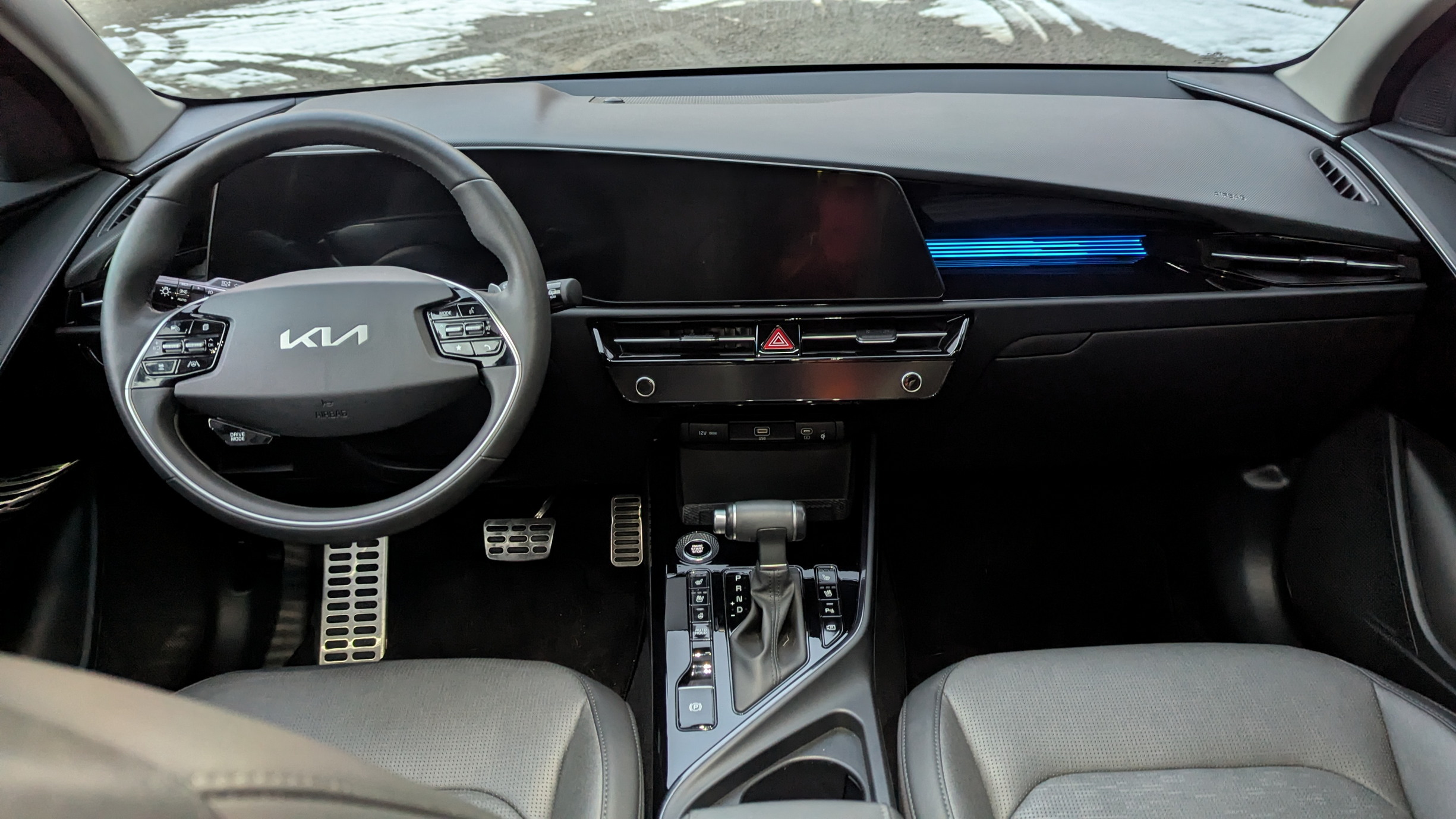 2025 Kia Niro Hybrid Review: Eco-Friendly and Budget-Friendly | Carscoops