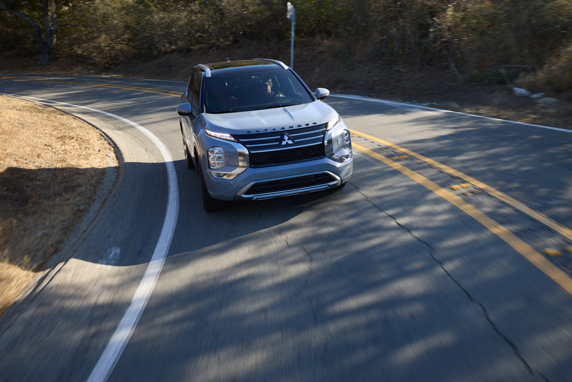 Mitsubishi’s 2025 Outlander Gets A Fresh Look And A Price Bump | Carscoops