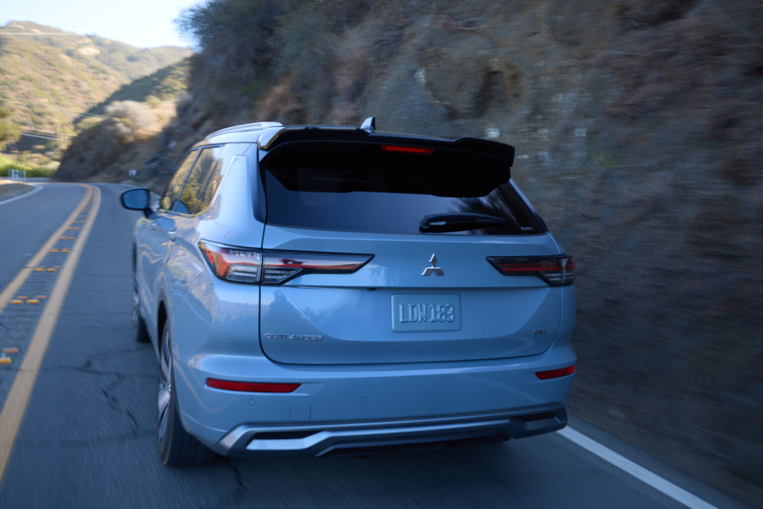 Mitsubishi’s 2025 Outlander Gets A Fresh Look And A Price Bump | Carscoops