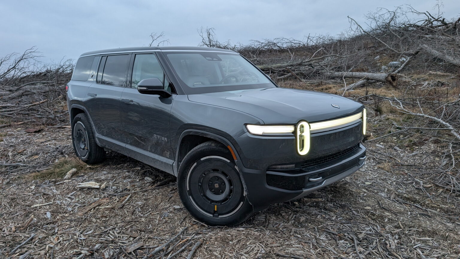 2025 Rivian R1S Review: An Imperfect But Promising Look At The Future ...