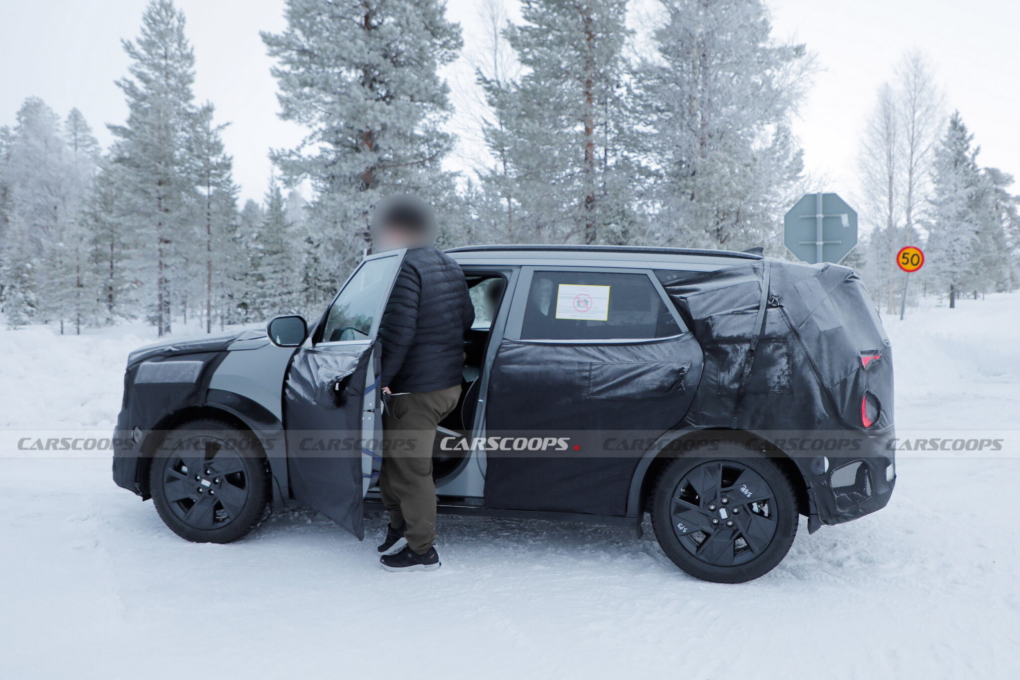 2027 Kia Seltos Gets Boxier With Tasman Grille And Hybrid Powertrain ...