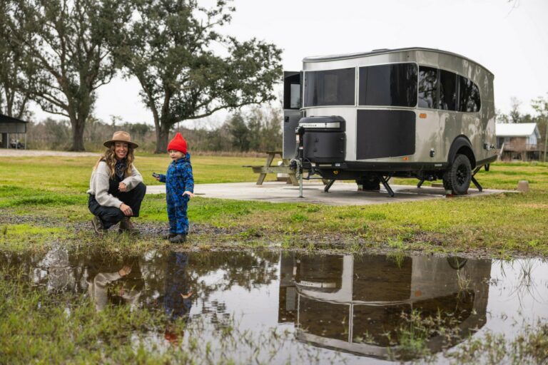 Airstream Basecamp 20Xe Goes Off-Grid With 3-Inch Lift And Big Battery ...