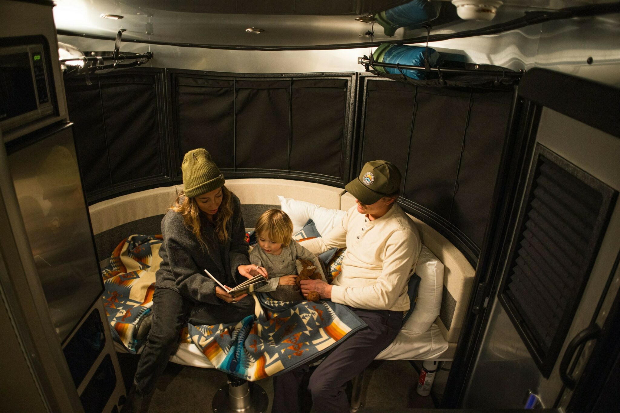 Airstream Basecamp 20Xe Goes Off-Grid With 3-Inch Lift And Big Battery ...