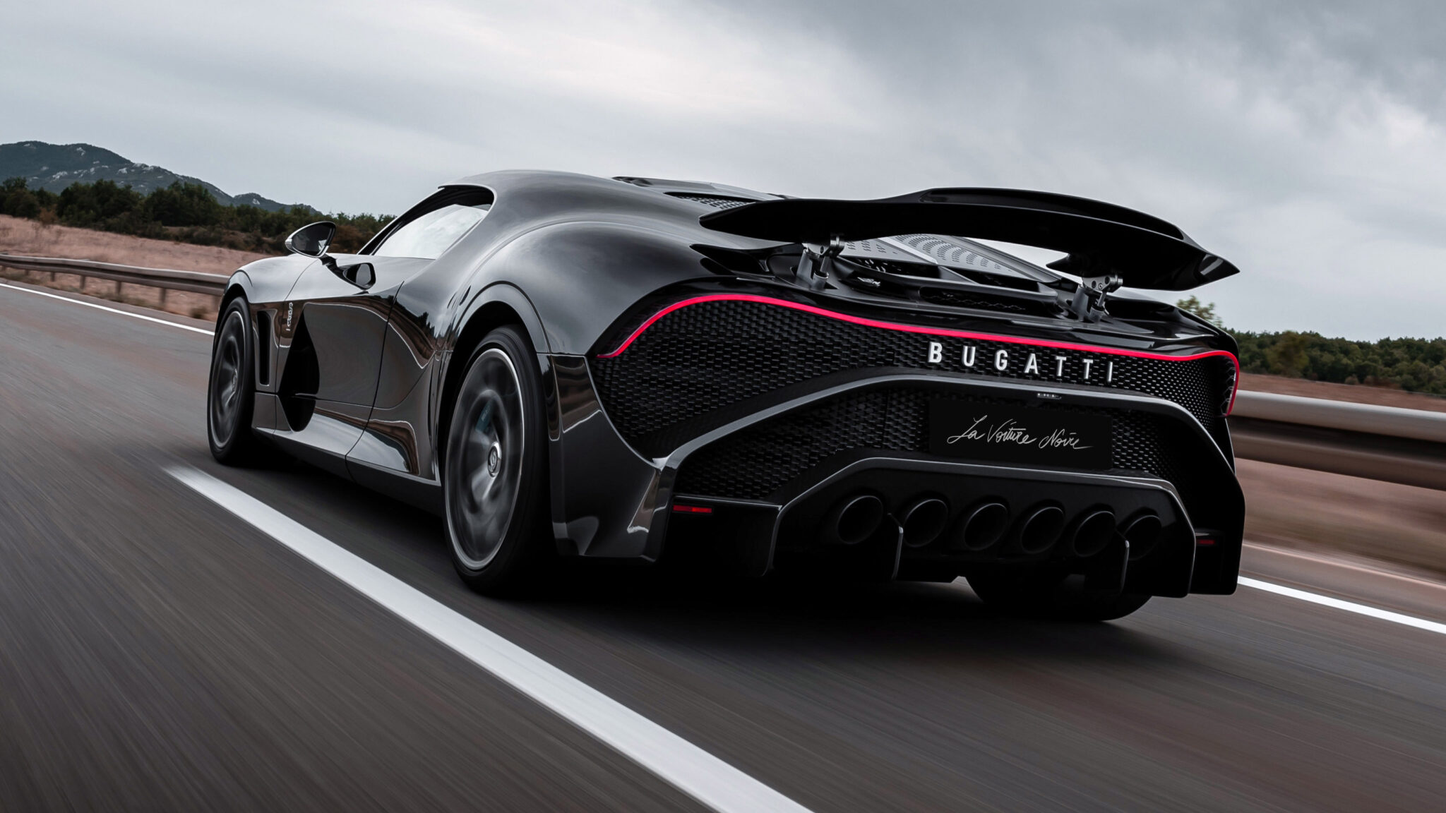 Bugatti’s $240,000 Package Gives Your Tourbillon Eight Exhaust Pipes ...