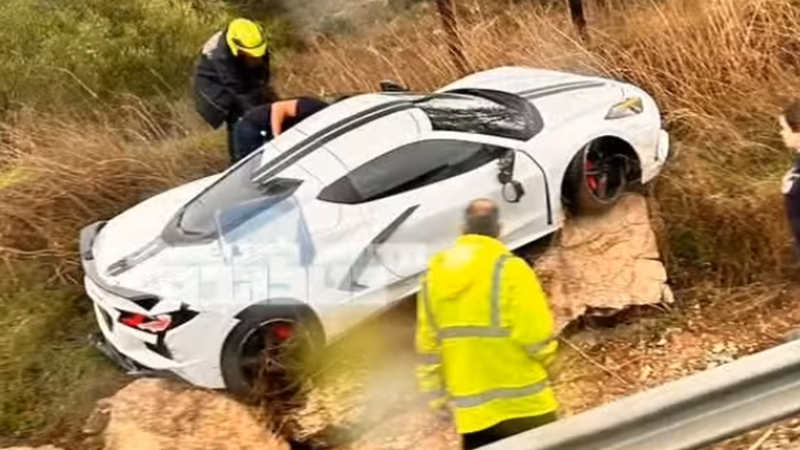 Corvette C8 Crashes Into Rocks After Sliding In The Rain | Carscoops