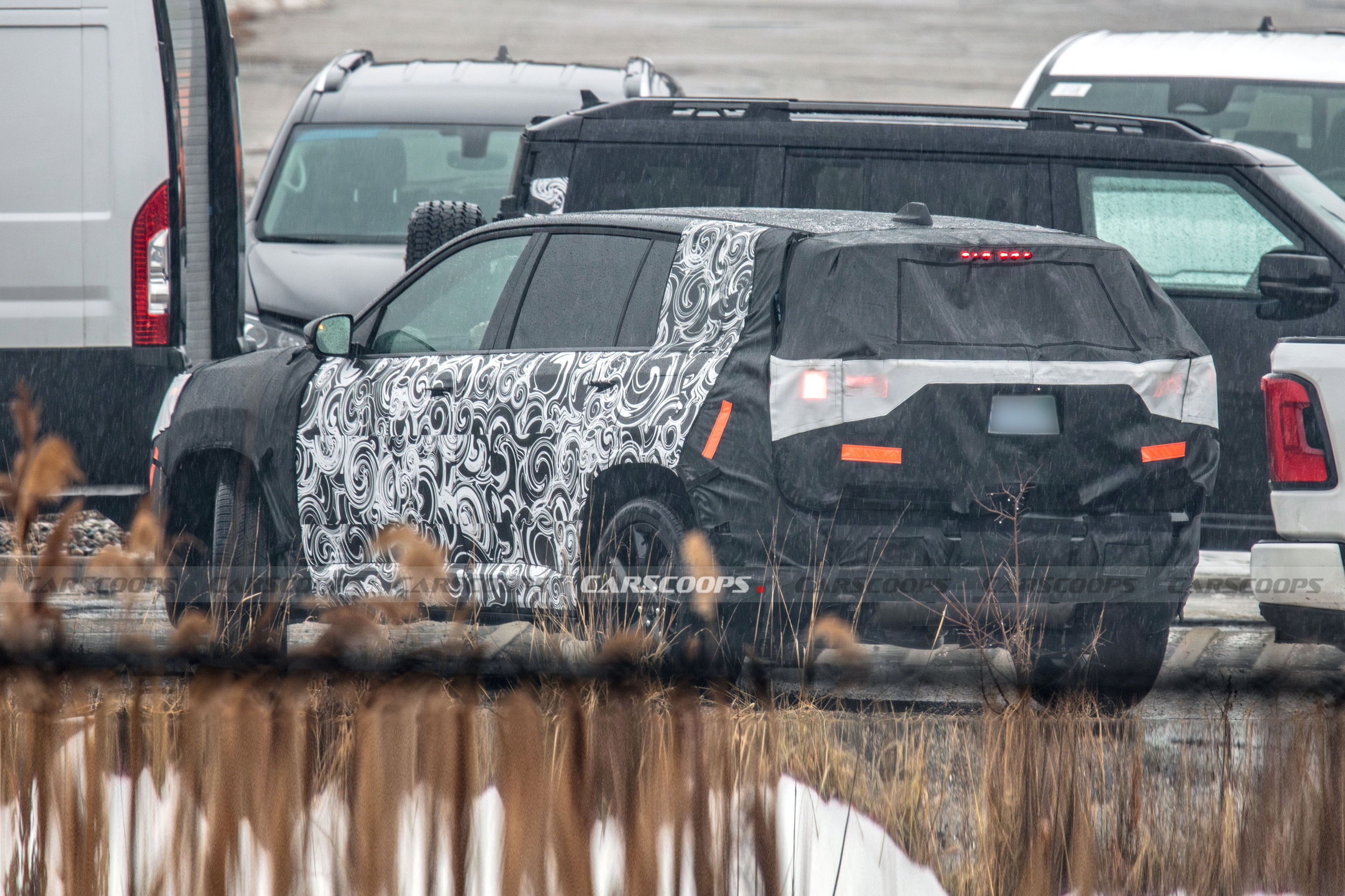 2026 Jeep Cherokee Successor Caught With Wagoneer S DNA And Gas Engines ...