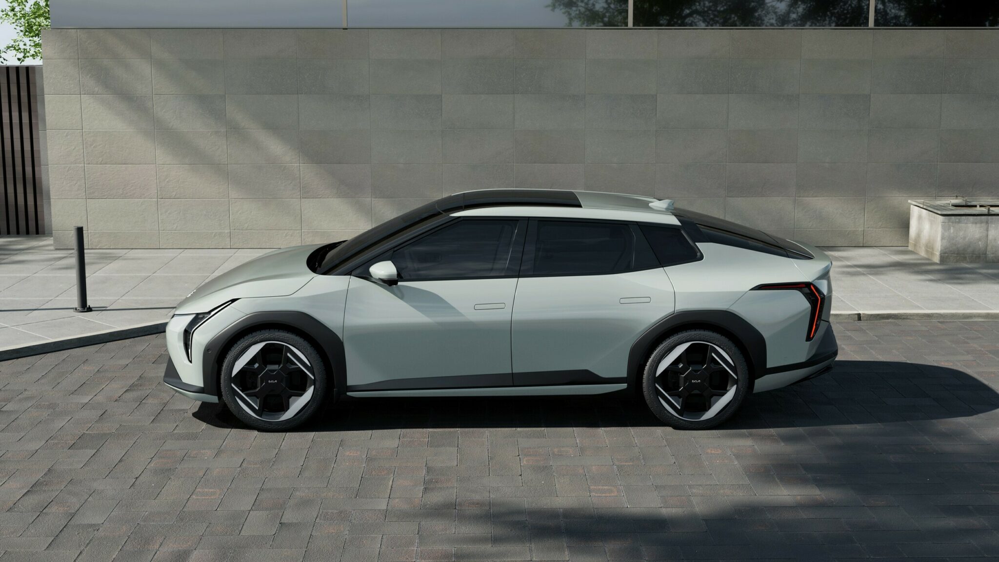 Kia EV4 Revealed With Radical ‘Long-Tail’ Sedan And Hatchback Designs ...