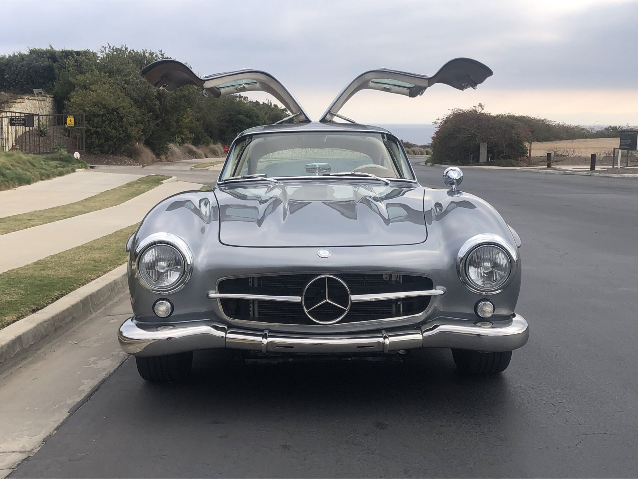 Could You Tell This SLK-based Gullwing Replica From The Real Thing ...