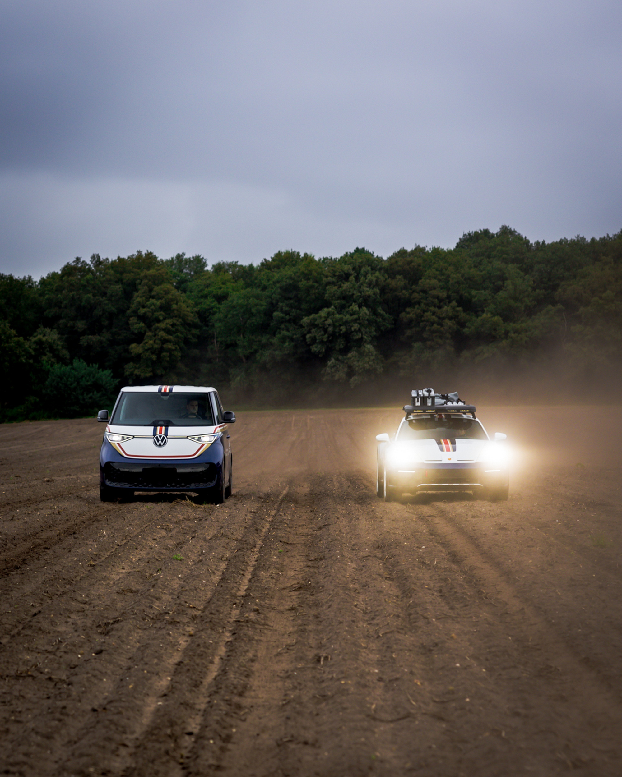 Porsche’s One-Off VW ID. Buzz Rocks Rothmans Livery To Tow Matching 911 ...