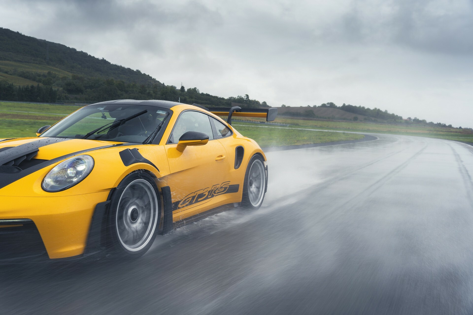 Porsche 911 GT3 RS’s New Tires Are A Game-Changer For Wet Weather ...