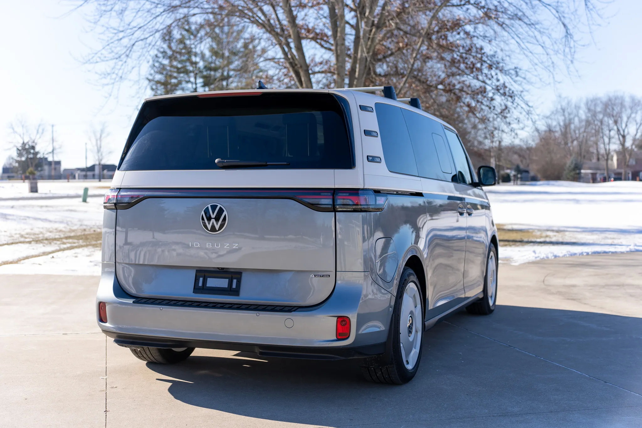 Dealer’s New VW ID. Buzz Auction On BaT Struggles With Just 5 Bids So Far | Carscoops