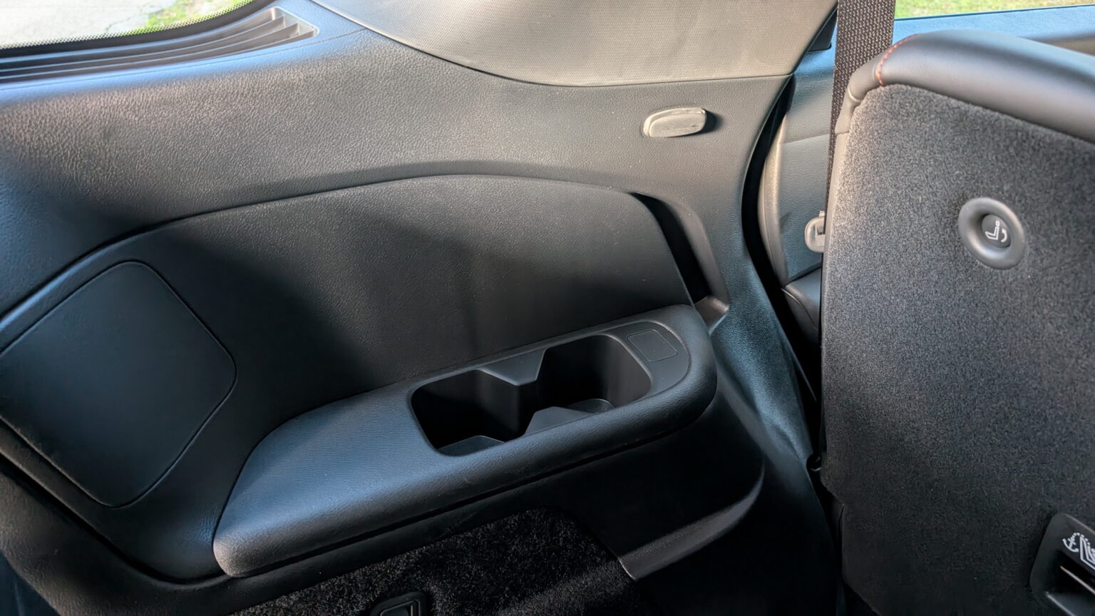 2025 Nissan Pathfinder Rock Creek Review: A 3-Row SUV That Falls ...