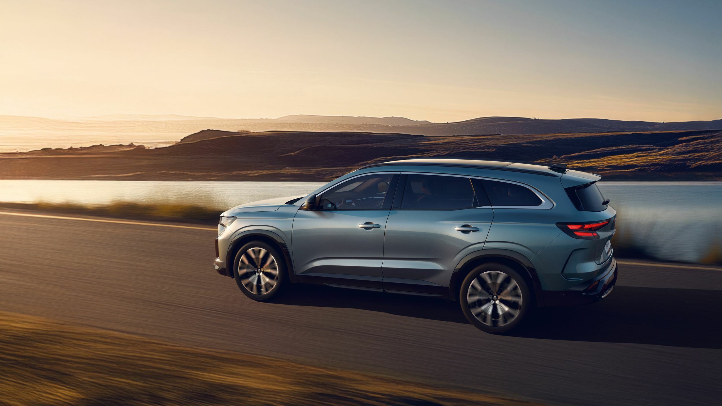 Renault Espace Gets An Early Facelift With Sharper Looks And More ...