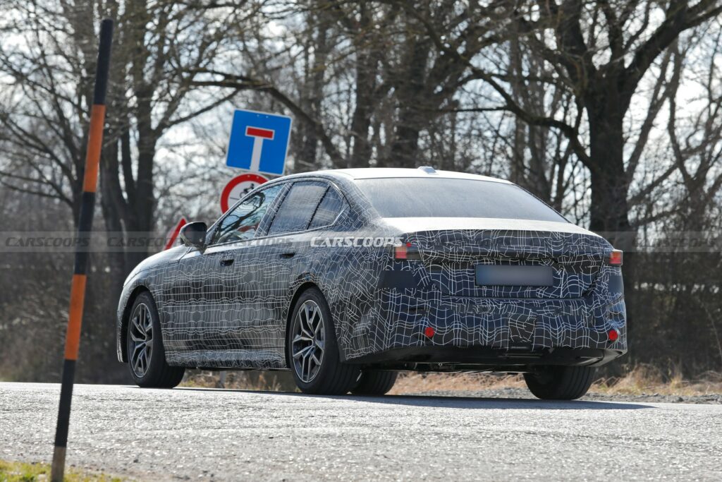 2027 BMW 5-Series Looks To Join The Neue Klasse Era | Carscoops
