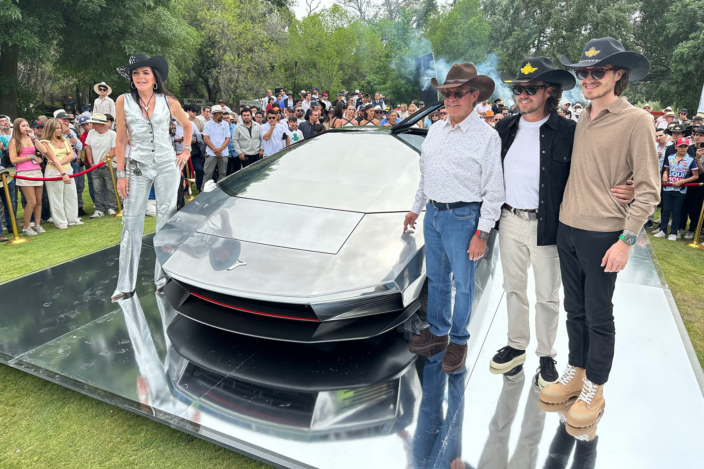 Giugiaro Schools Tesla’s Cybertruck On Alloy Bodied Wedge Design ...