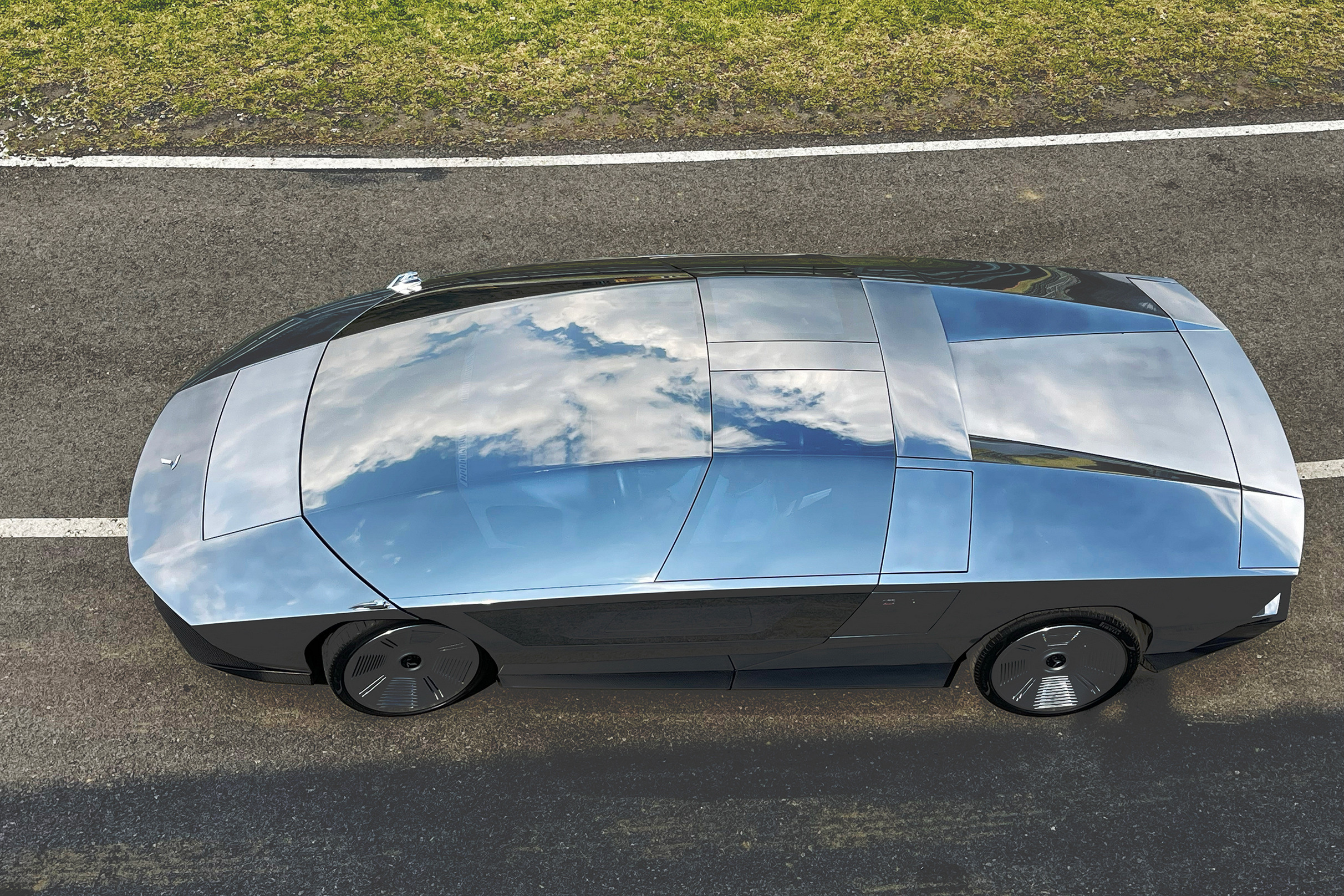 Giugiaro Schools Tesla’s Cybertruck On Alloy Bodied Wedge Design ...