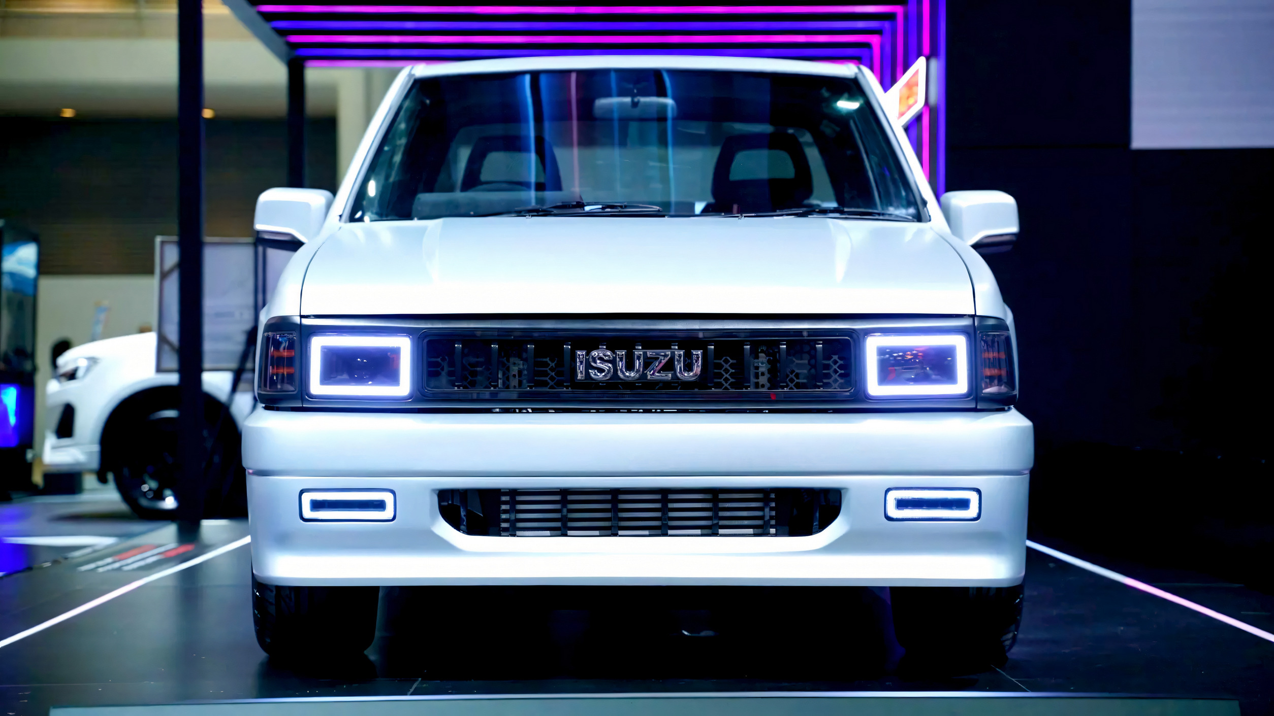Isuzu Built The Coolest Retro Truck You’ve Never Heard Of | Carscoops