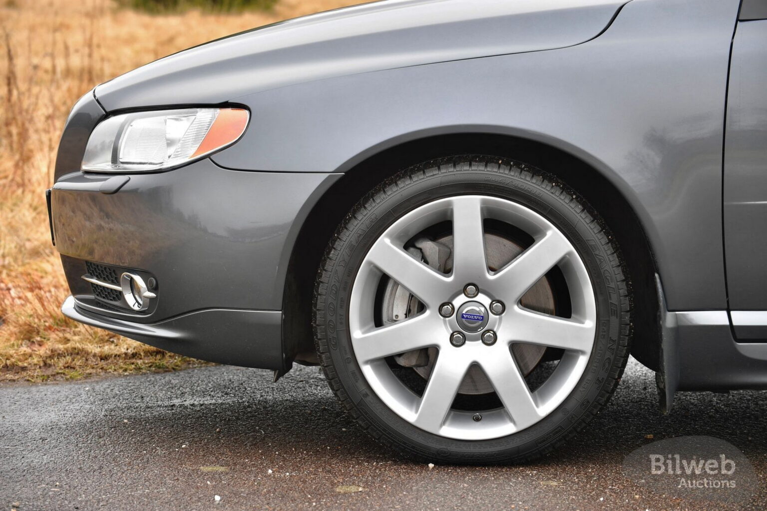 This Volvo S80 Limo Is A Rare V8 Unicorn From Sweden | Carscoops