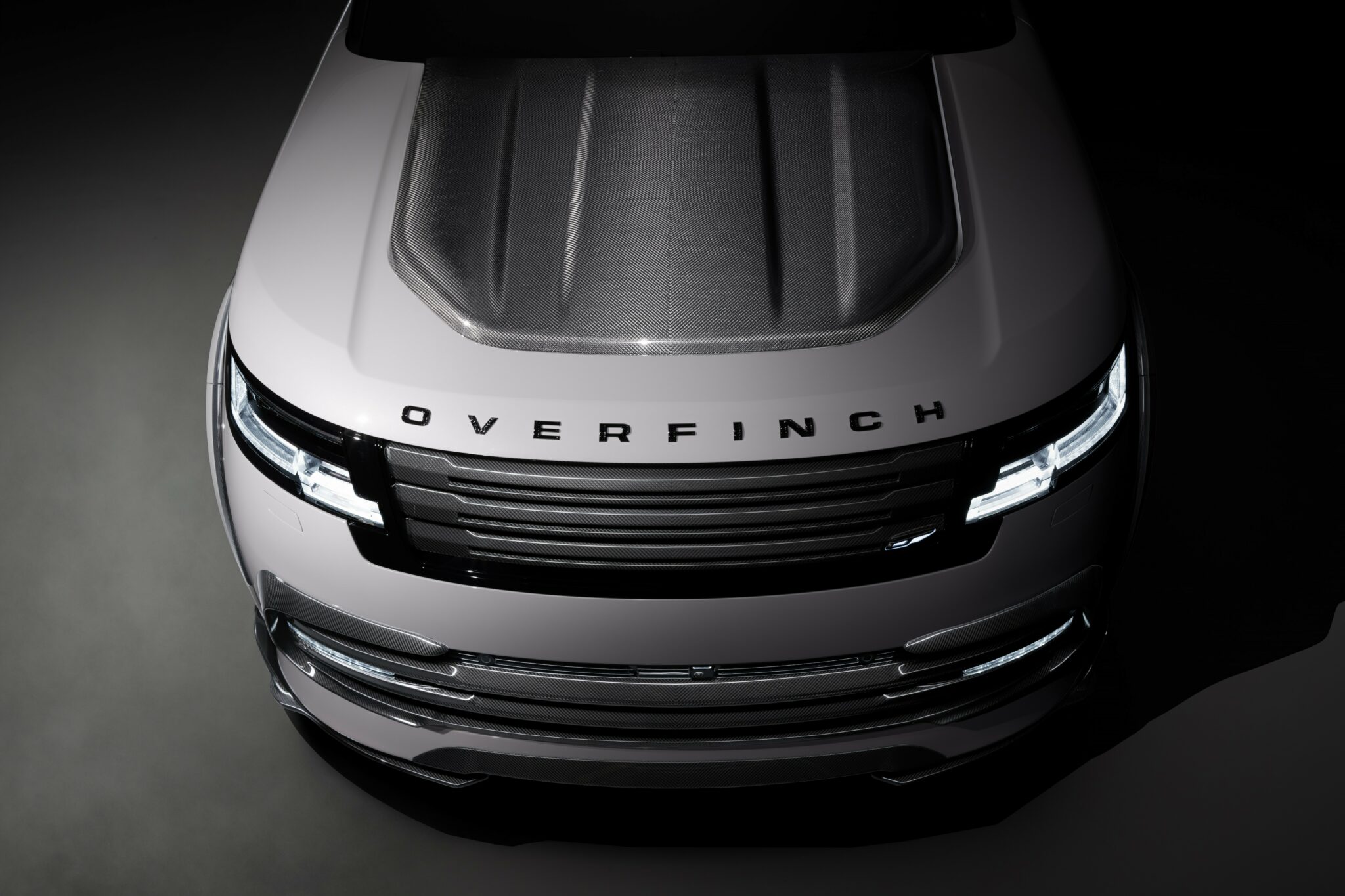 This Range Rover Rolls With Some Seriously Wild Wheels | Carscoops