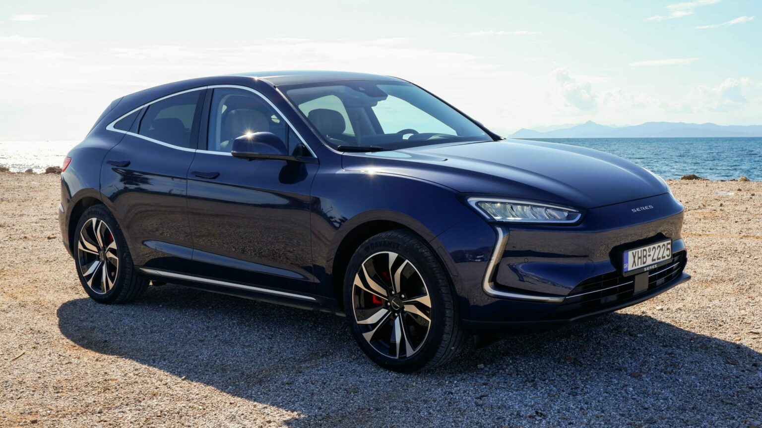 2025 Seres 5 Review: Can A Chinese Newcomer Beat Tesla And BMW In The ...