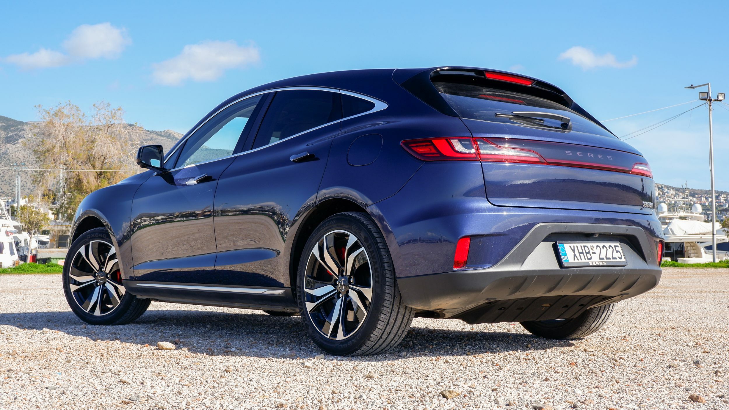 2025 Seres 5 Review: Can A Chinese Newcomer Beat Tesla And BMW In The ...
