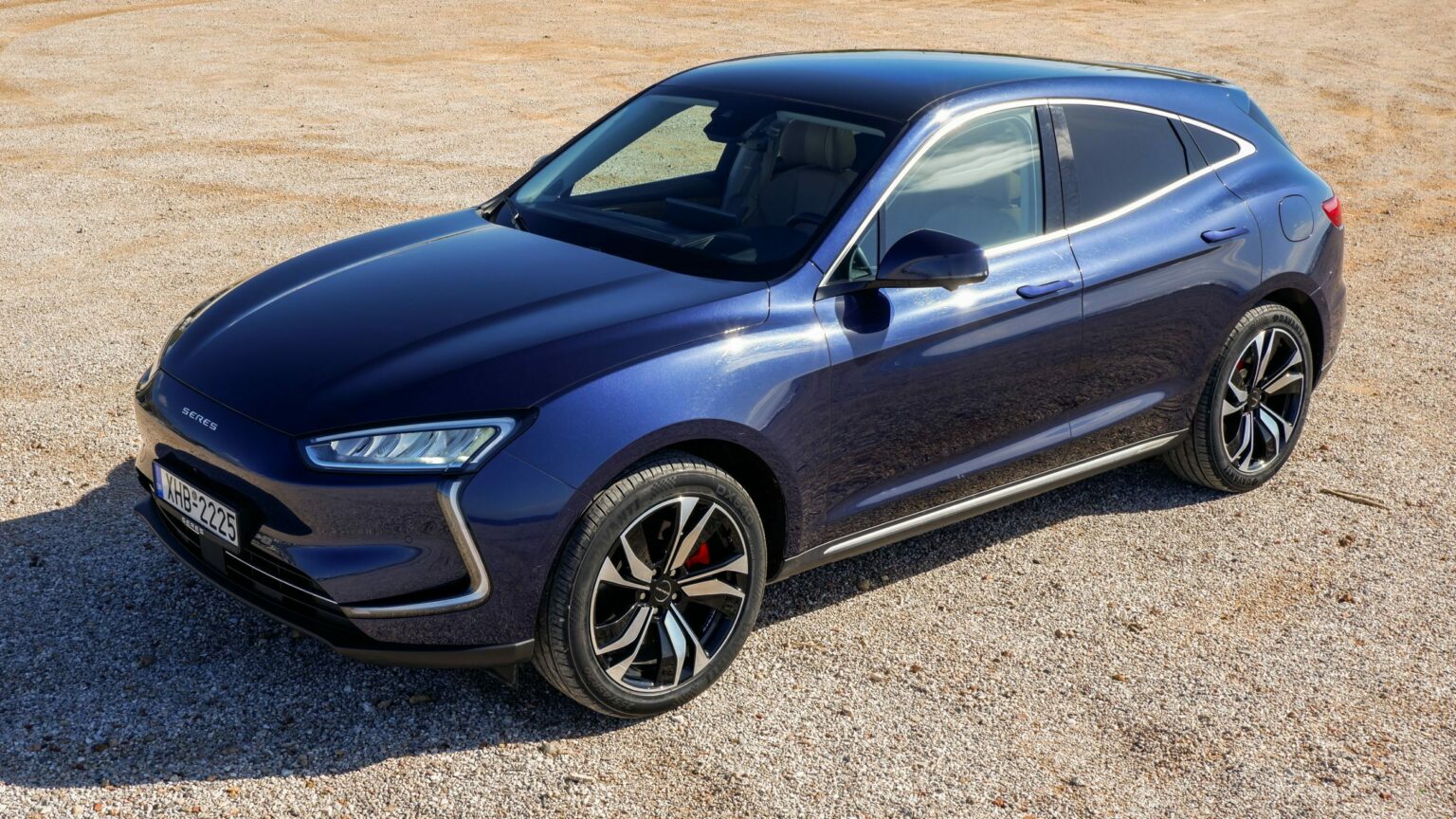 2025 Seres 5 Review: Can A Chinese Newcomer Beat Tesla And BMW In The ...