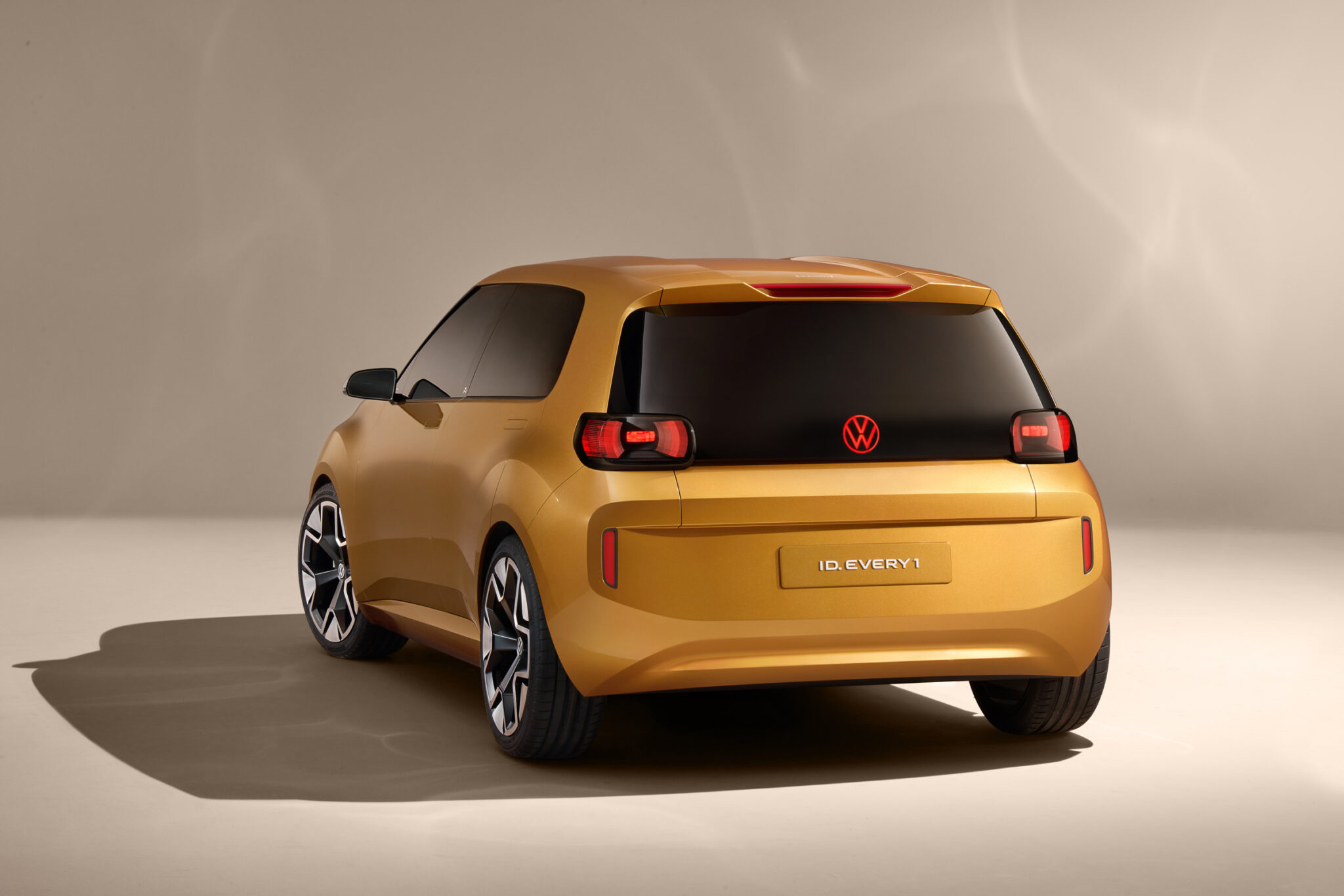 VW Brings Back Physical Buttons After Admitting Touchscreens Are A ...