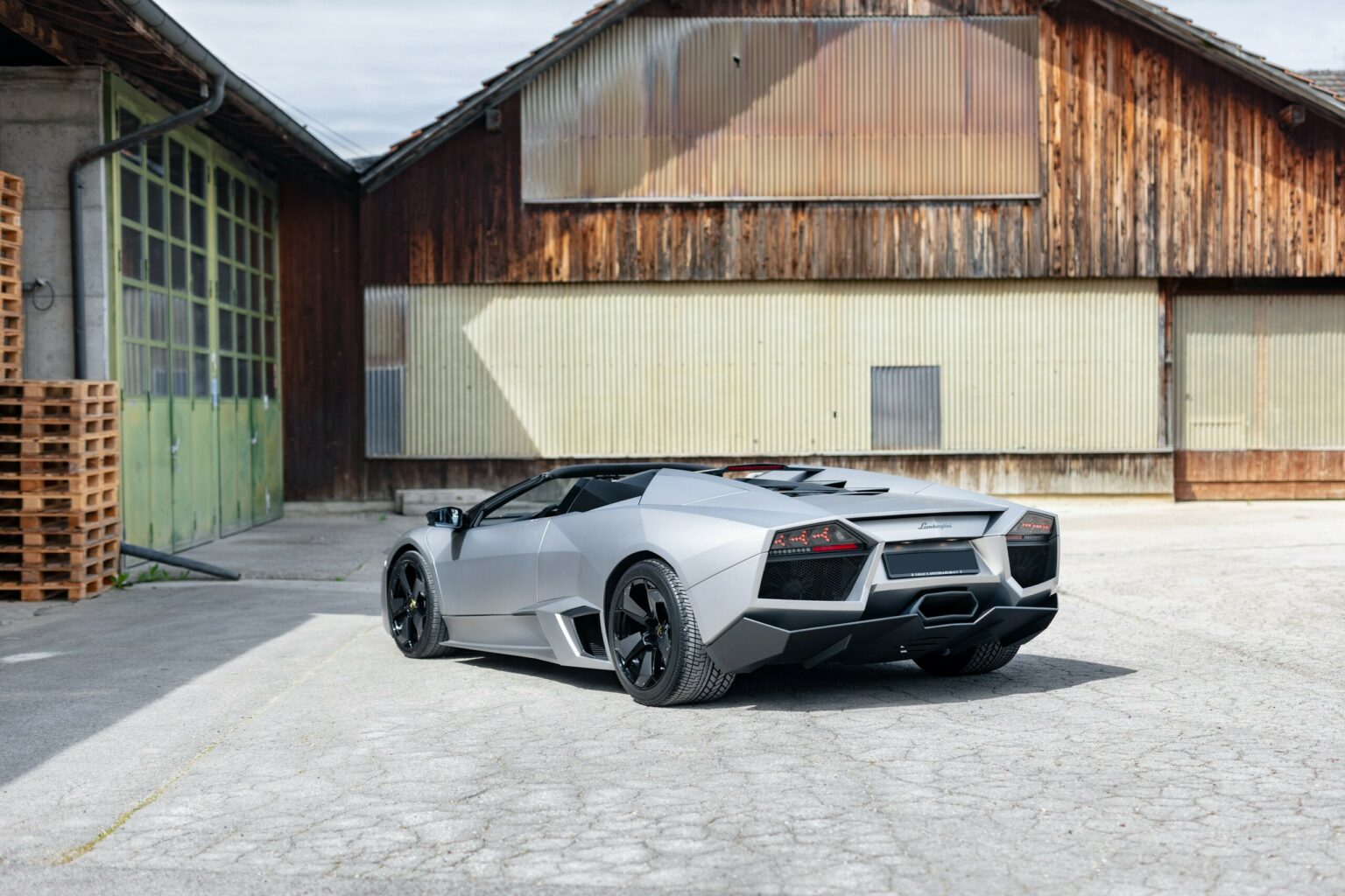 Only 15 Of These Jet-Fighter Lamborghinis Were Ever Made | Carscoops