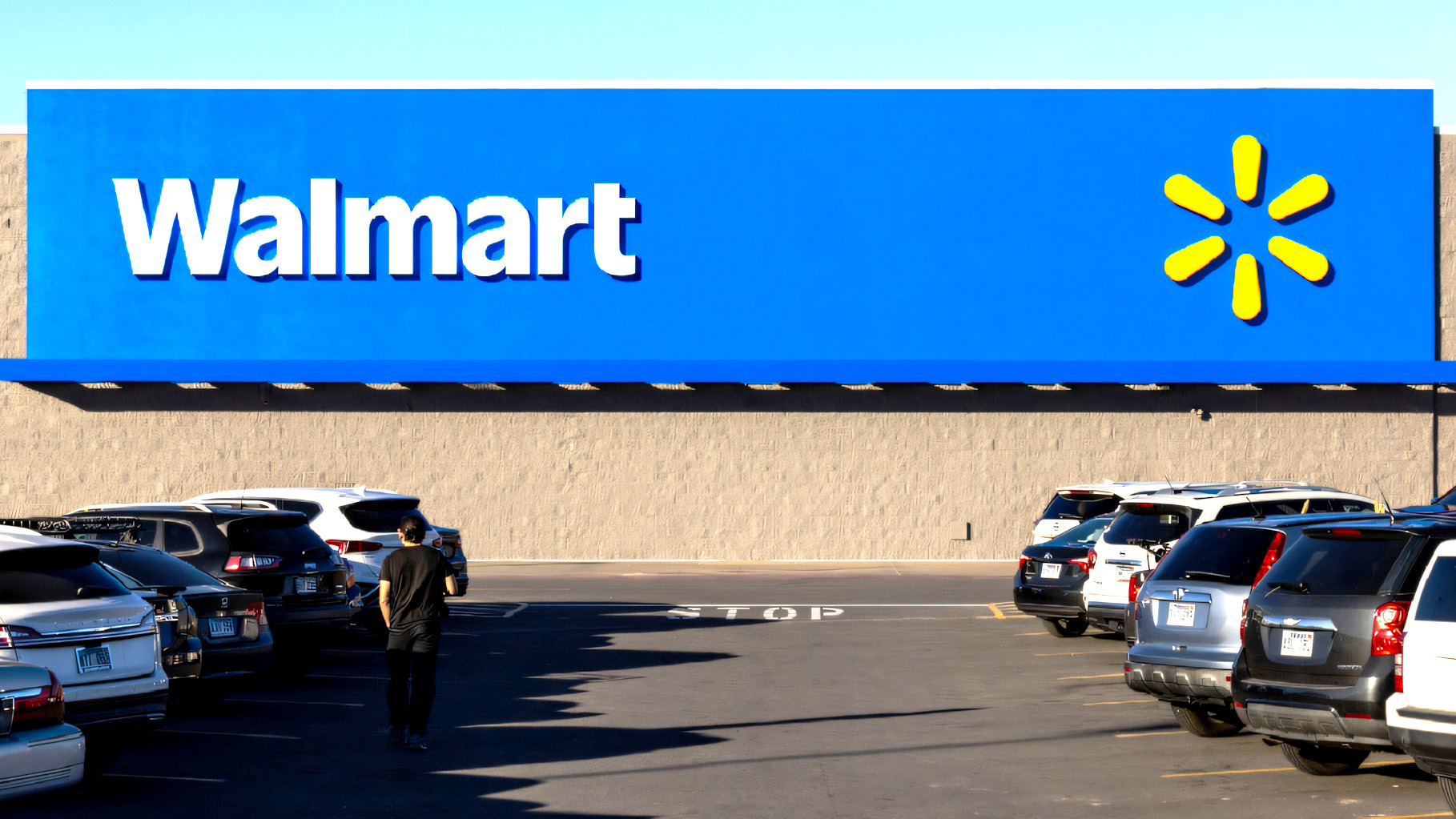 Walmart Cracks Down On Long-Term Parkers With Fines And Towing | Carscoops