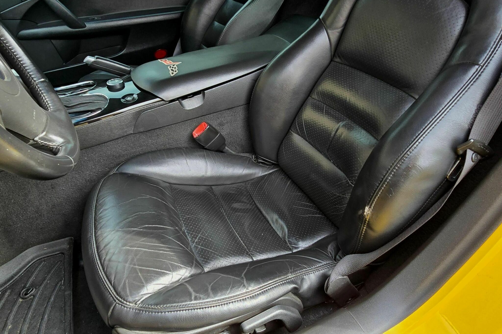 This Hertz Corvette ZHZ Is Loud, Yellow And Weirdly Sort Of Desirable ...