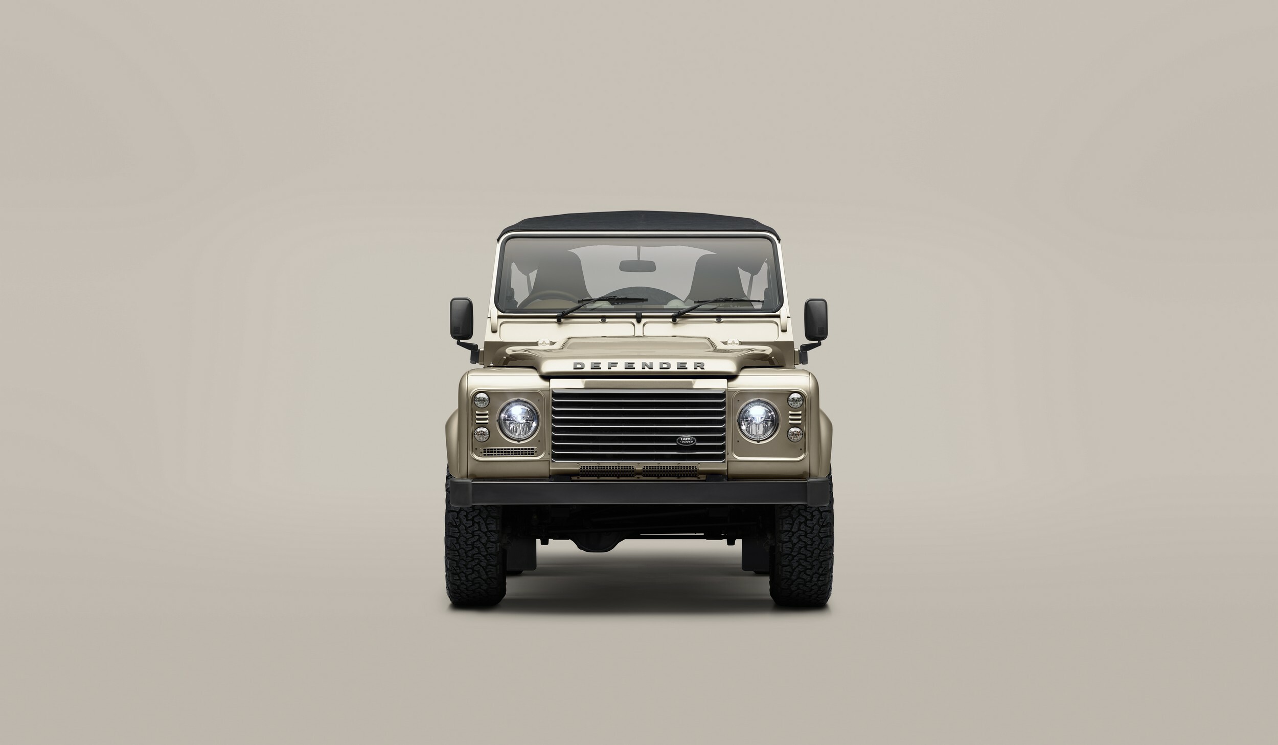 Land Rover’s New-Old Defender V8 Charms, But The Price Will Shock You ...