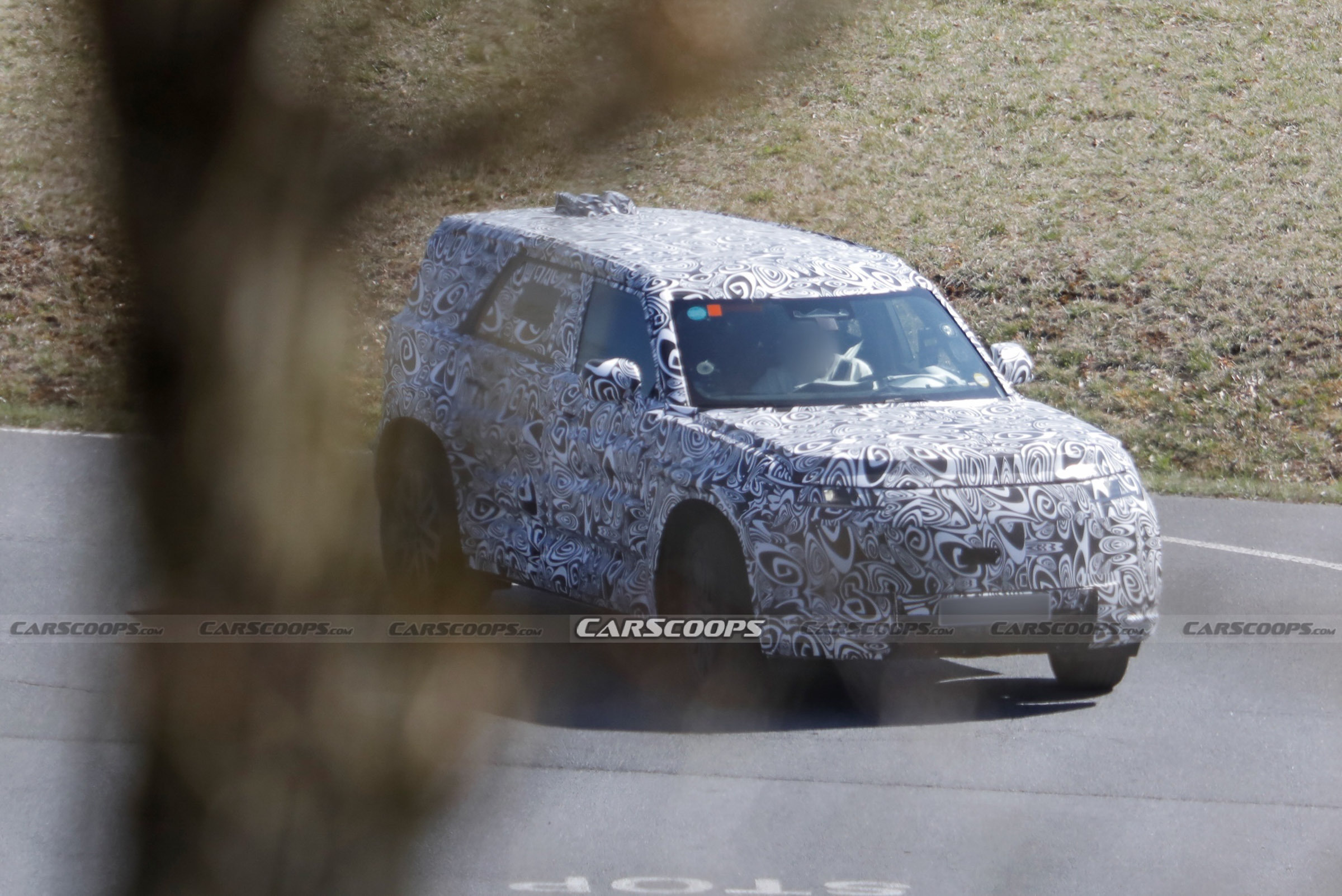 This Is Land Rover’s New Defender Baby EV | Carscoops