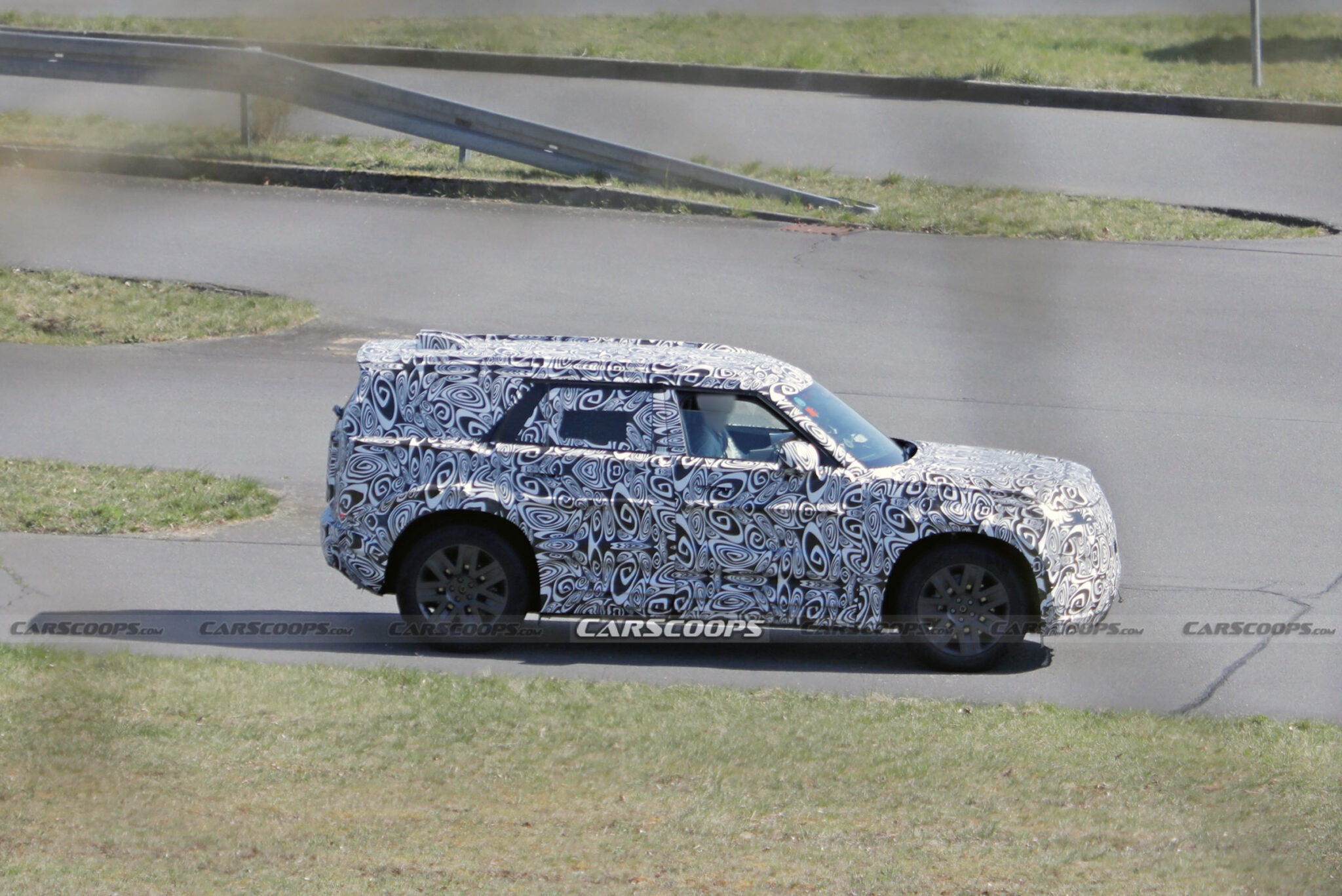 This Is Land Rover’s New Defender Baby EV | Carscoops