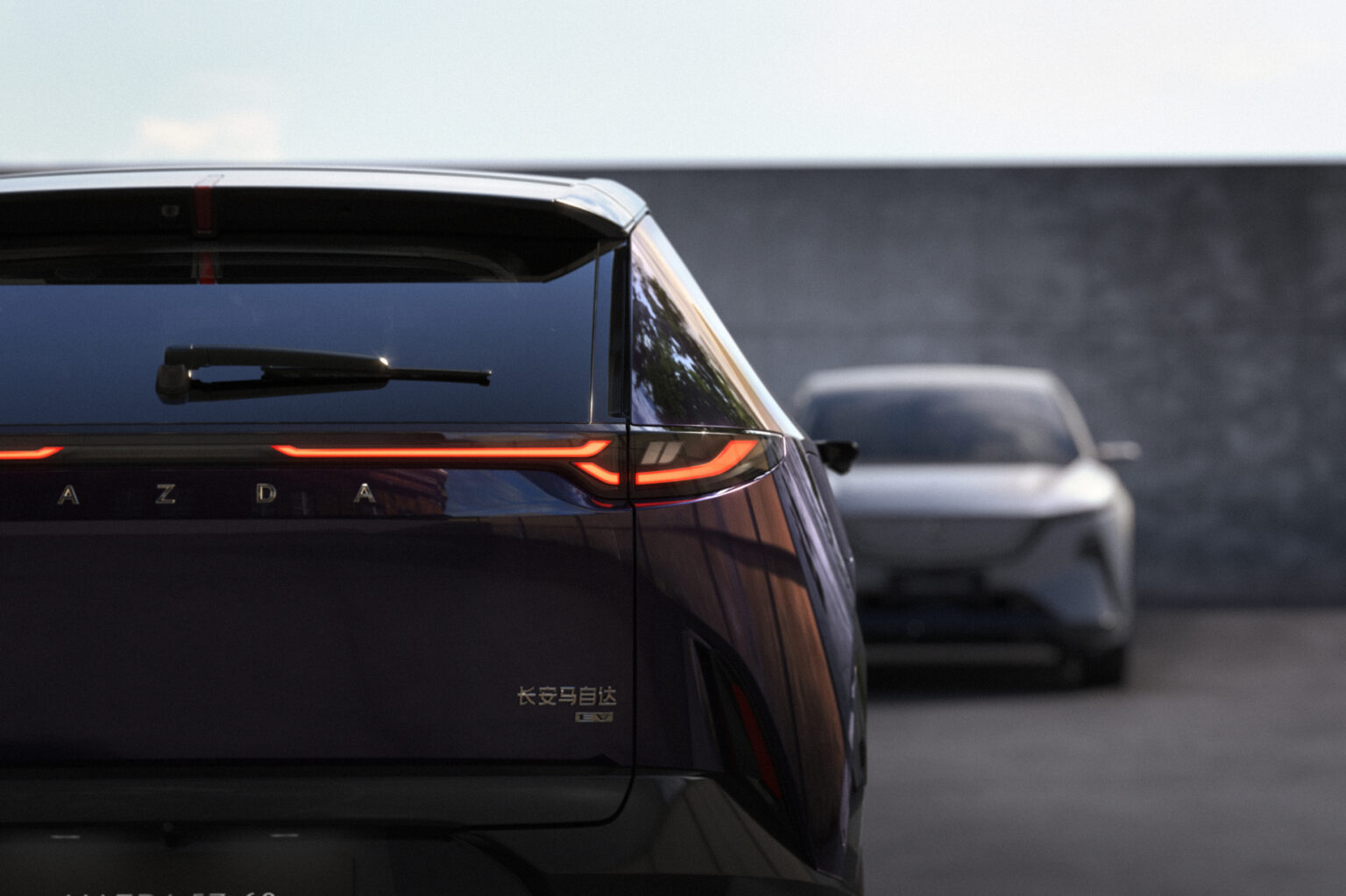 Mazda’s New Electric SUV Packs Six Screens And A Range-Extender ...
