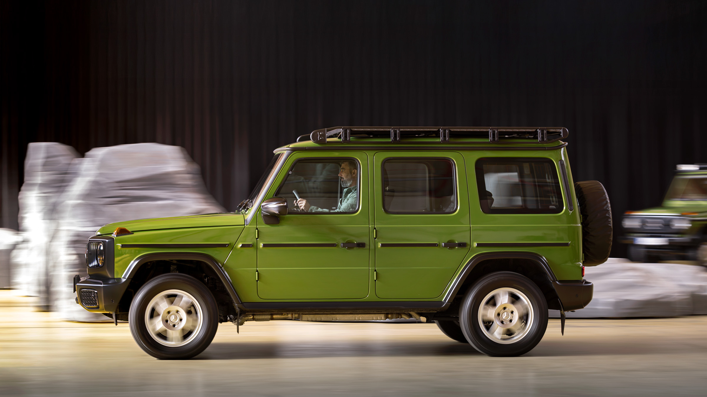 Mercedes-Benz G-Class Edition Stronger Than The 1980s: Great Idea ...