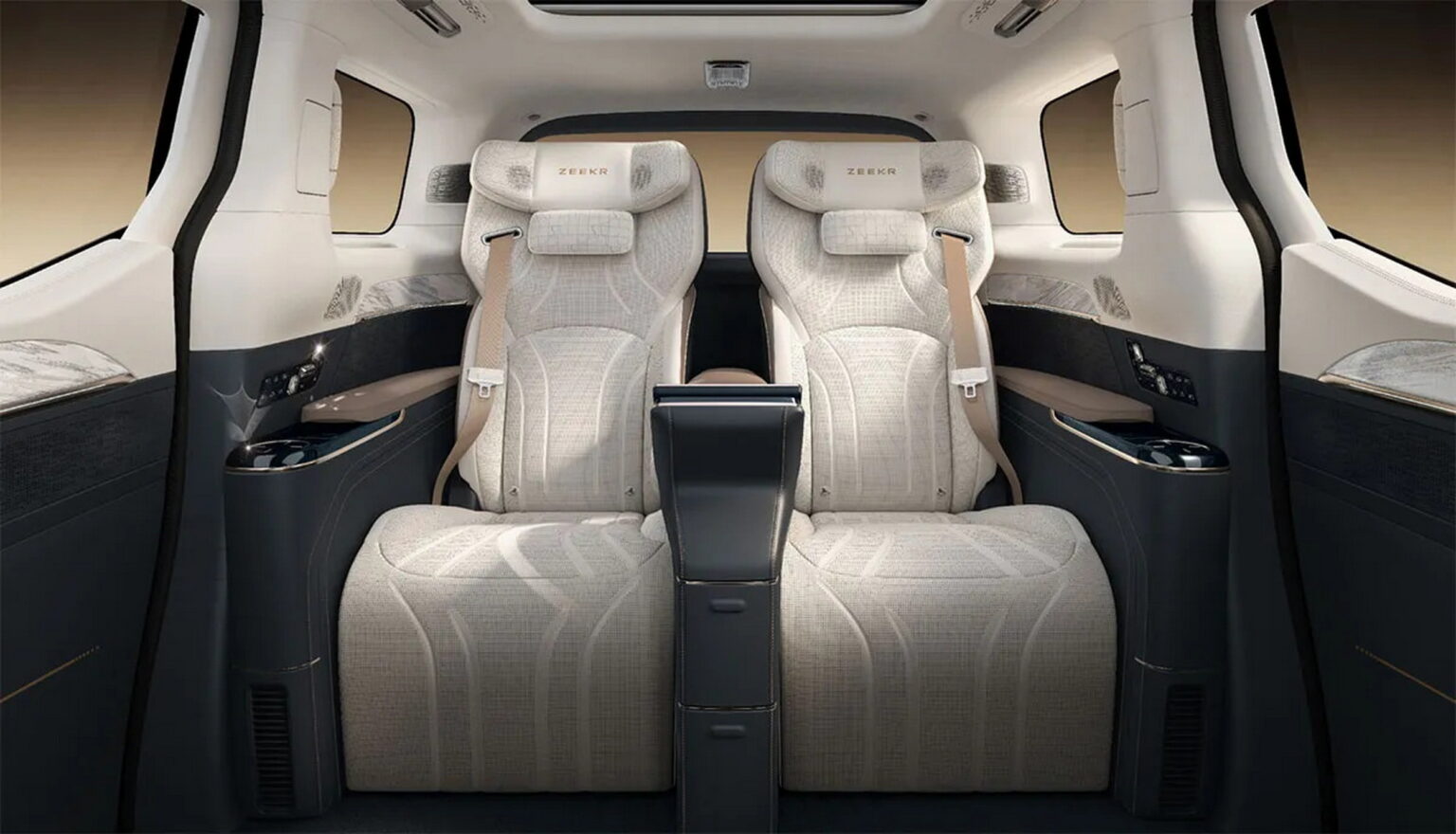 Zeekr’s Gold-Plated 009 Is The Rolls-Royce Of Minivans | Carscoops