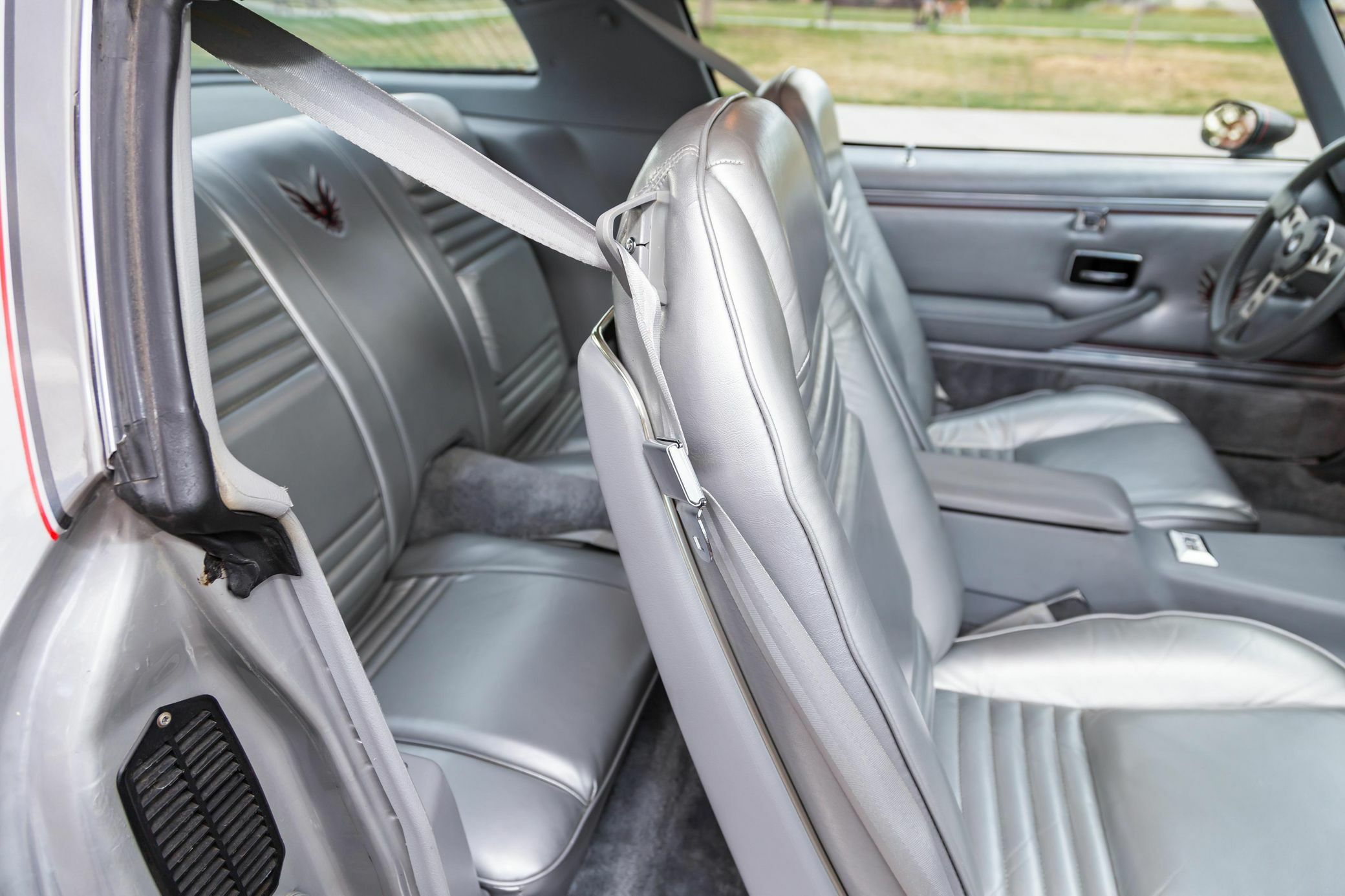 His Mom Drove This Pontiac Firebird Less Than 1,000 Miles In 41 Years ...