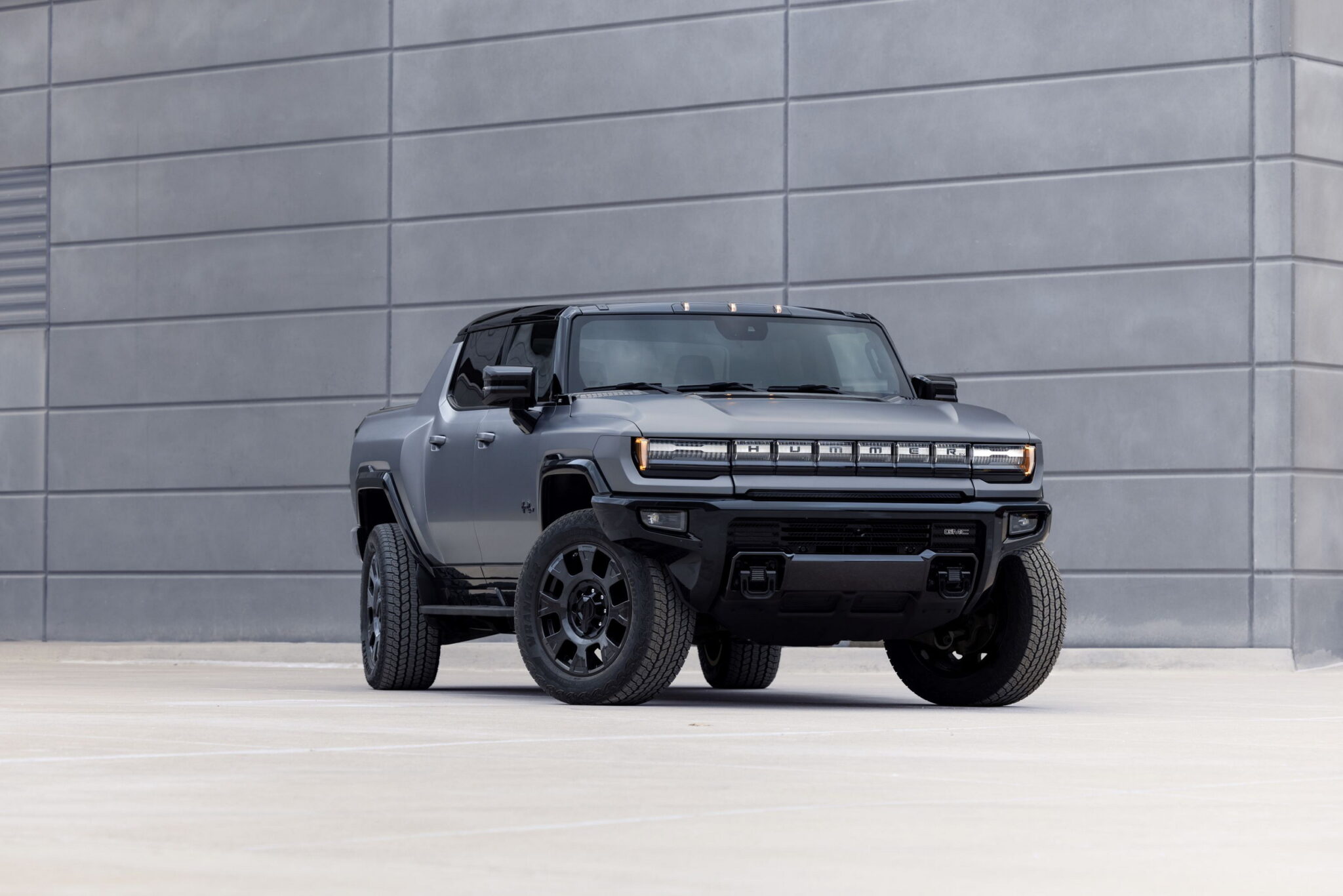 GMC Just Made The 2026 Hummer EV Crabbier Than Ever | Carscoops