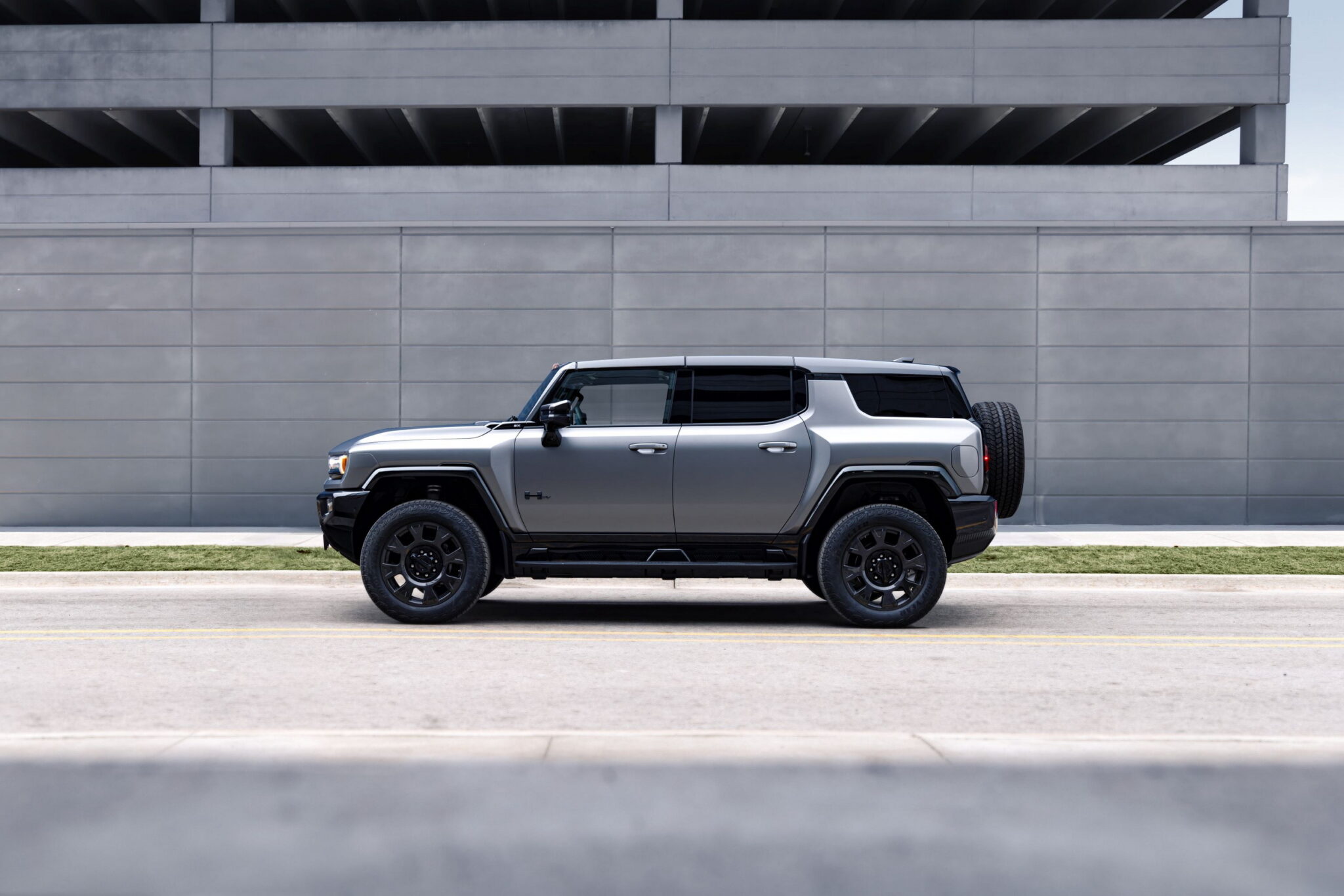 GMC Just Made The 2026 Hummer EV Crabbier Than Ever | Carscoops