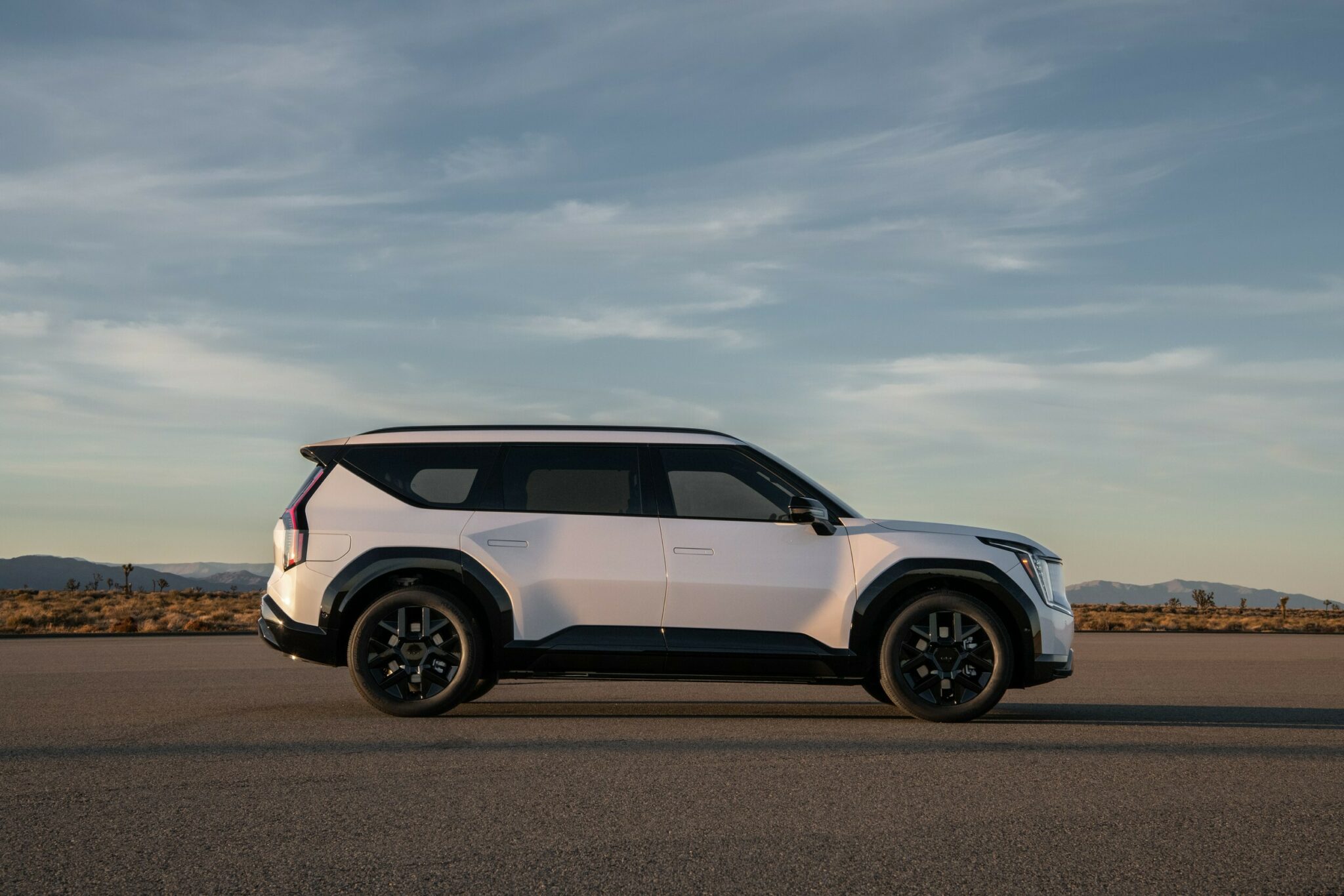 New Kia EV9 Gets Surprise Price Cuts And It’s Not The Only Upgrade ...