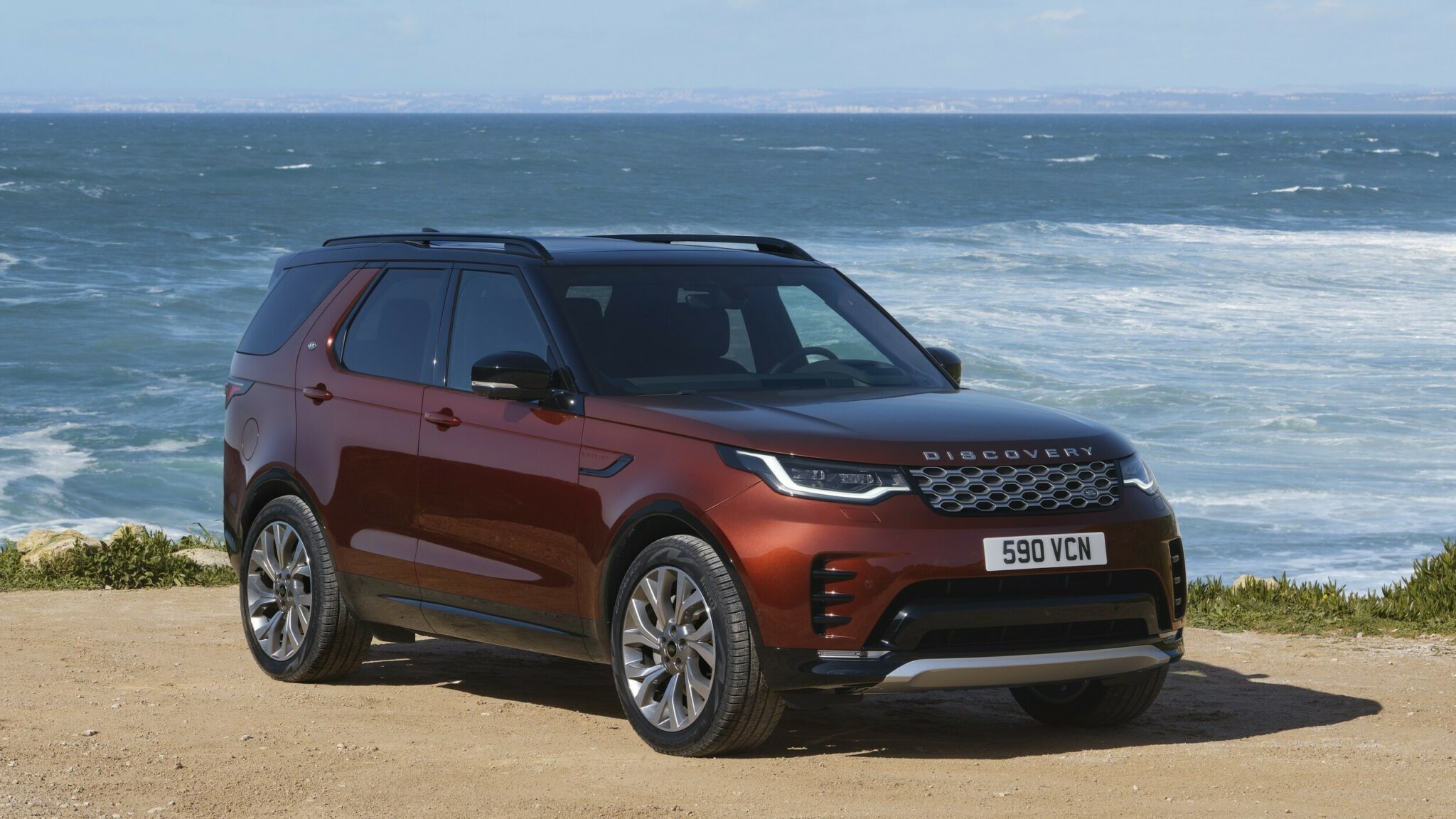 This Is The Most Luxurious Land Rover Discovery Ever Made | Carscoops