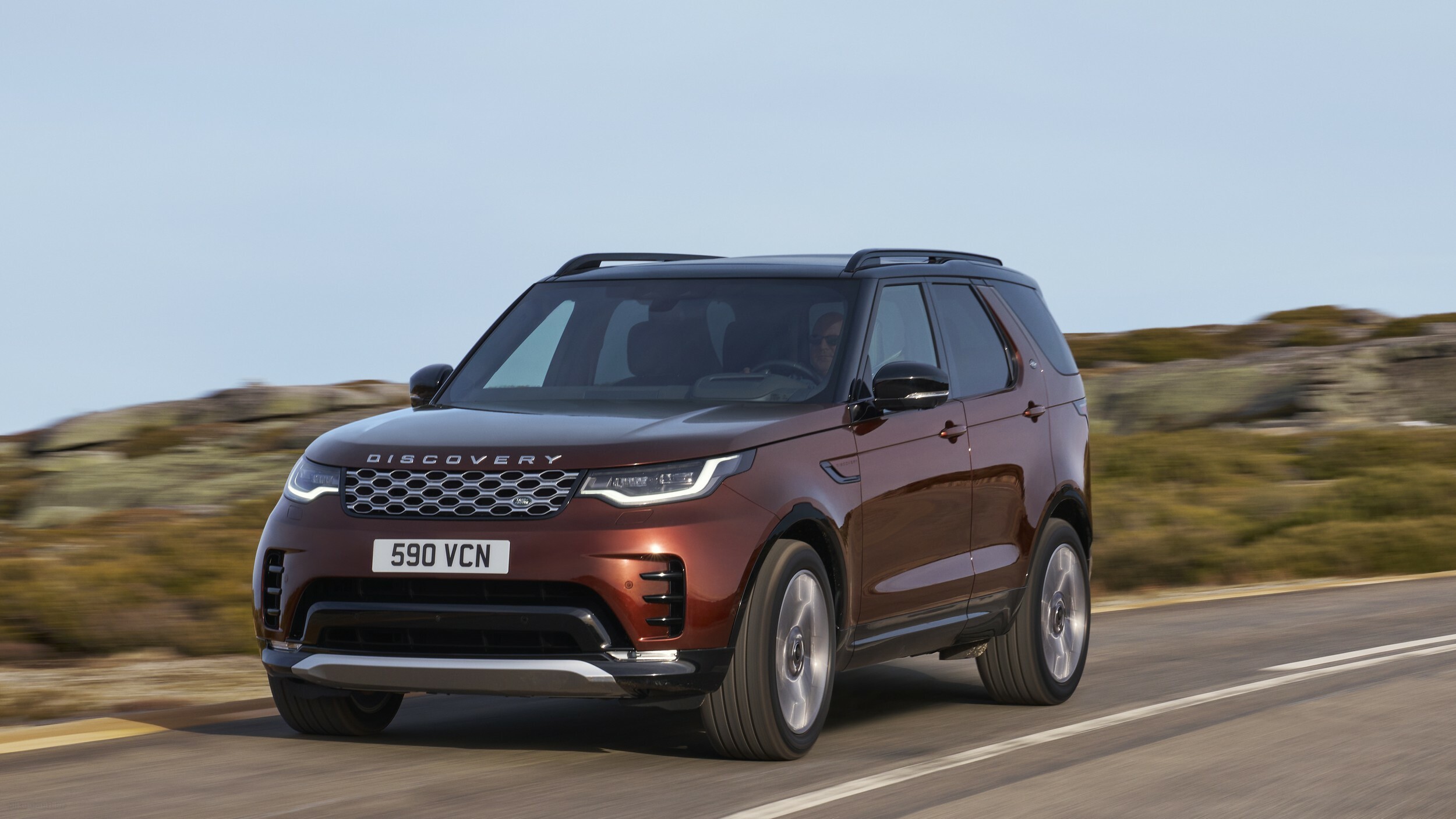 This Is The Most Luxurious Land Rover Discovery Ever Made | Carscoops