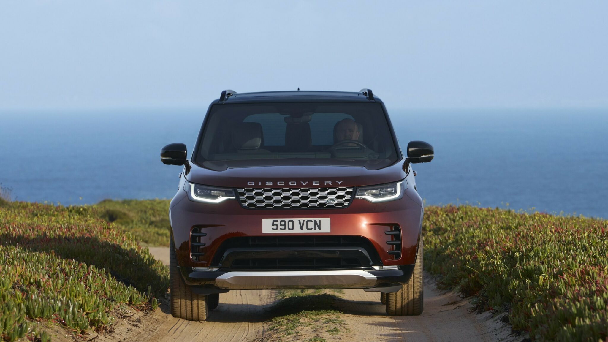 This Is The Most Luxurious Land Rover Discovery Ever Made | Carscoops