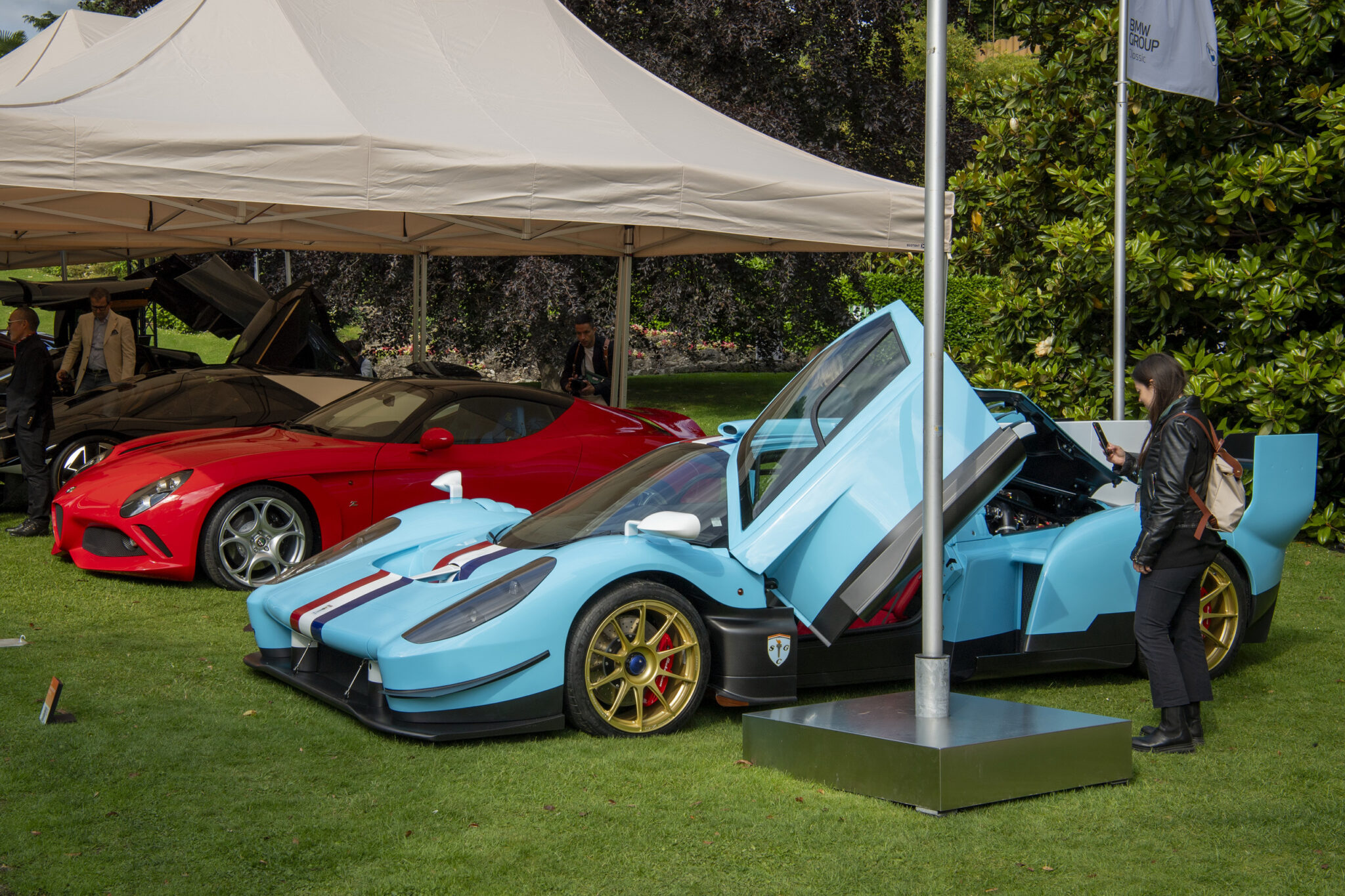 The 1,000 HP Hypercar That Seats Two Of Your Friends | Carscoops