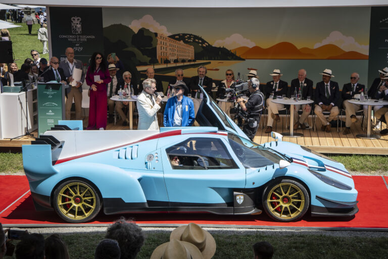 The 1,000 HP Hypercar That Seats Two Of Your Friends | Carscoops